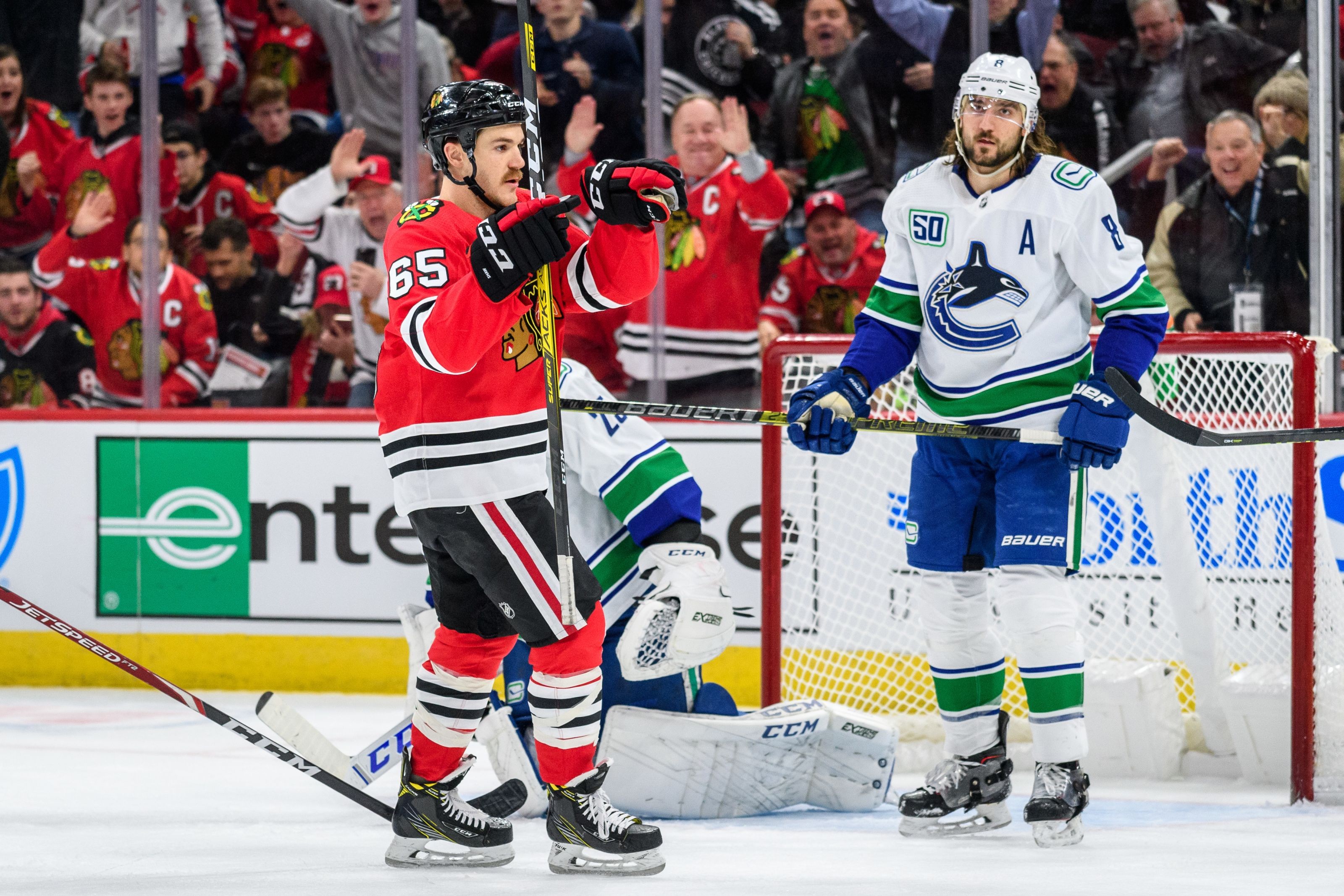 Game Recap: Power Play Thrives in Blackhawks 5-2 Victory over Canucks
