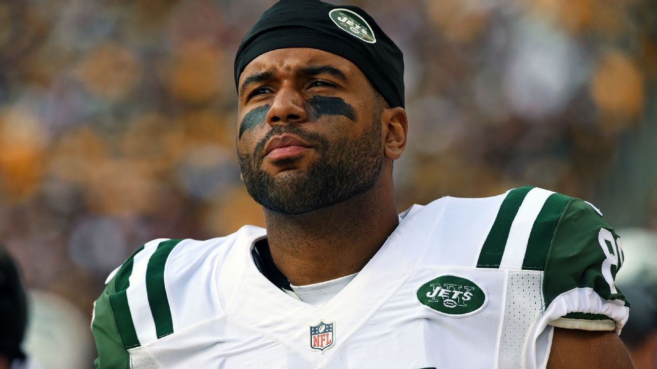 Austin Seferian-Jenkins celebrates a milestone -- sober for a year