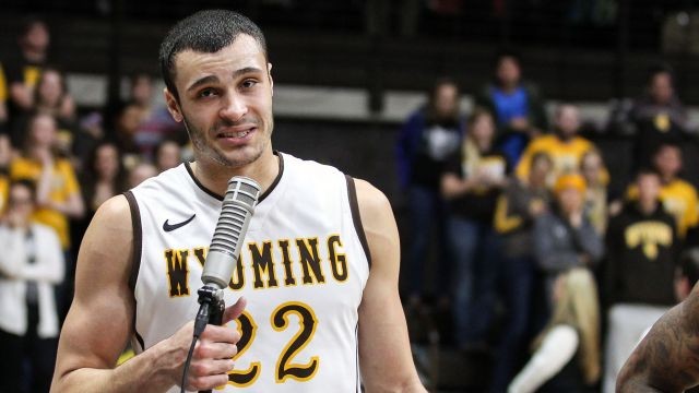 Lakers: Larry Nance Sr. attend practice