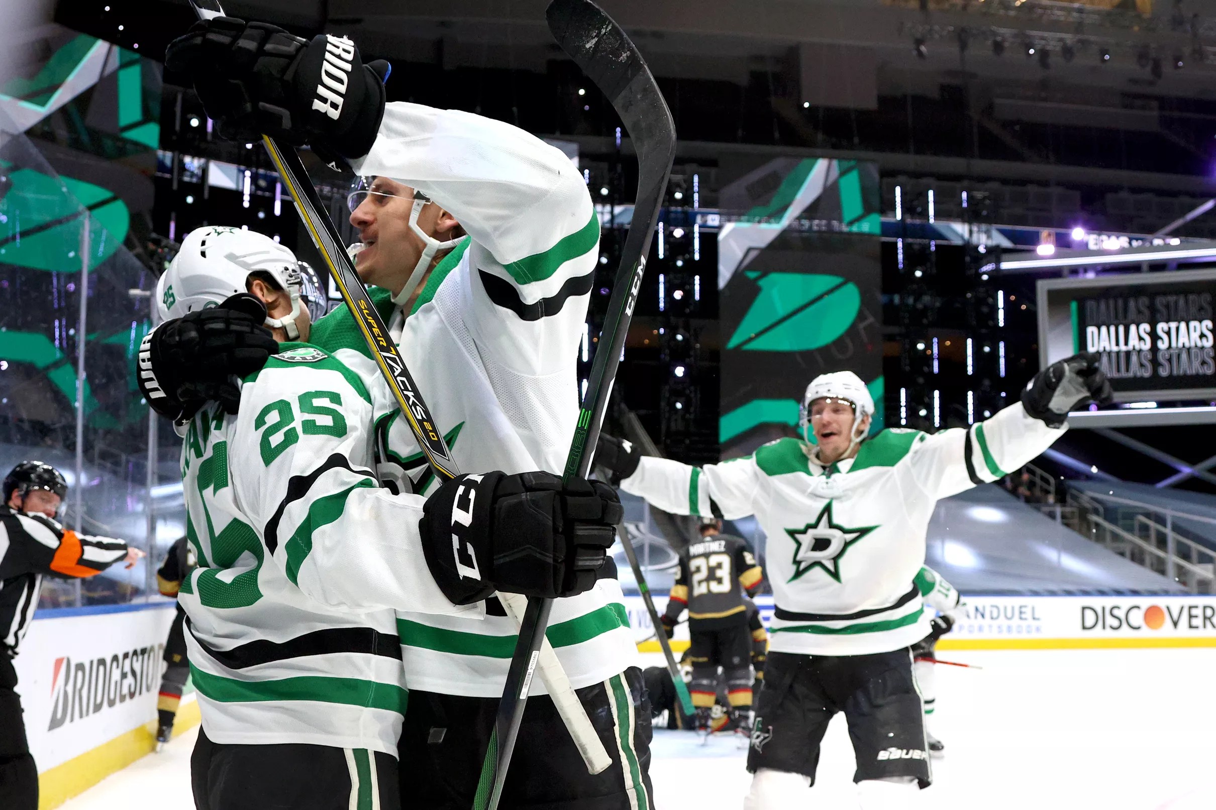 Dallas Stars Daily Links: The Stars Look To New Combos For Scoring This ...