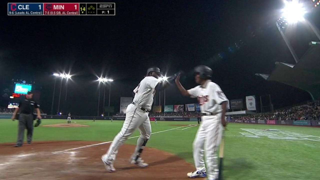 Twins prevail in 16-inning Puerto Rico marathon