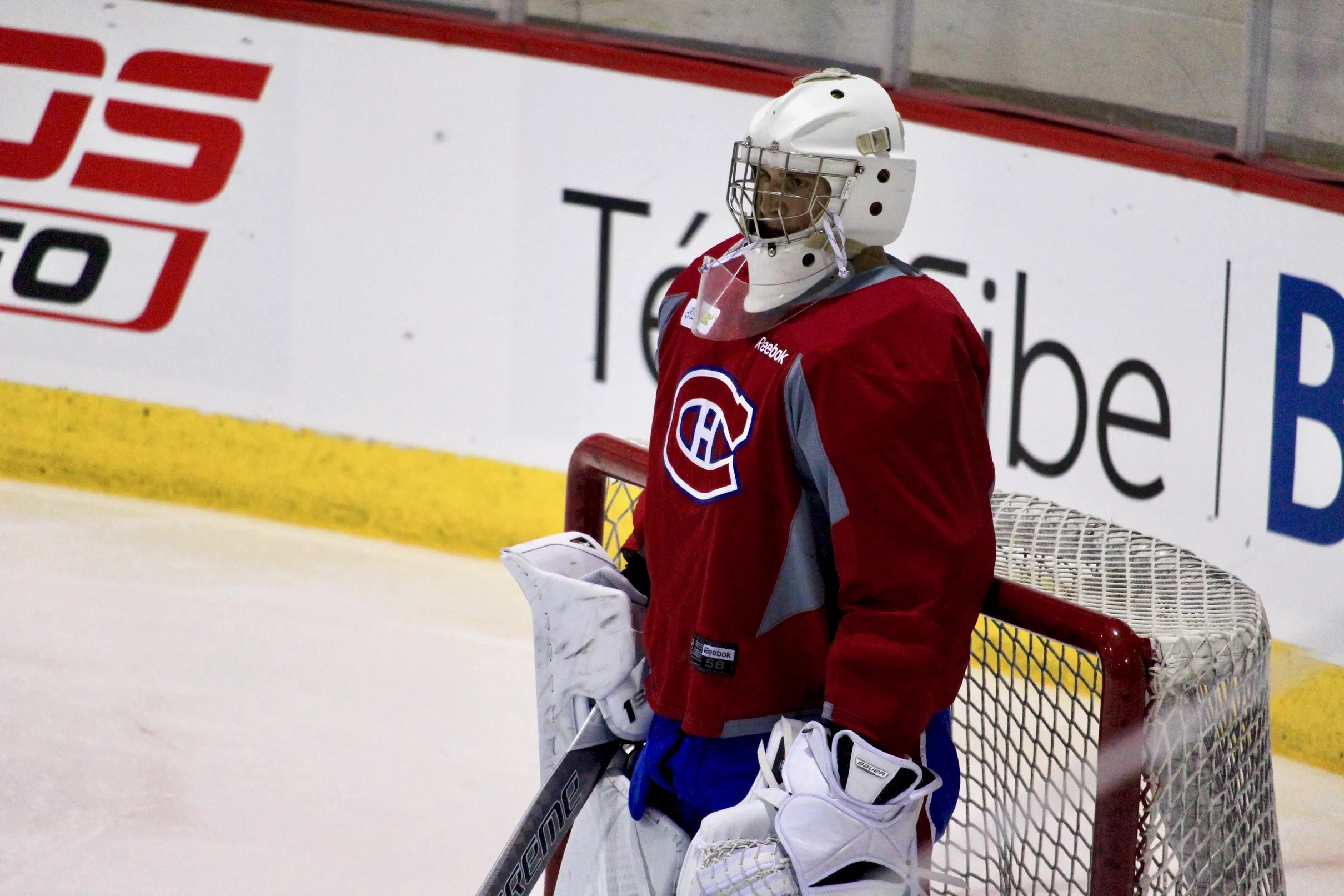 Cayden Primeau signed to a three-year ELC by the Montreal Canadiens