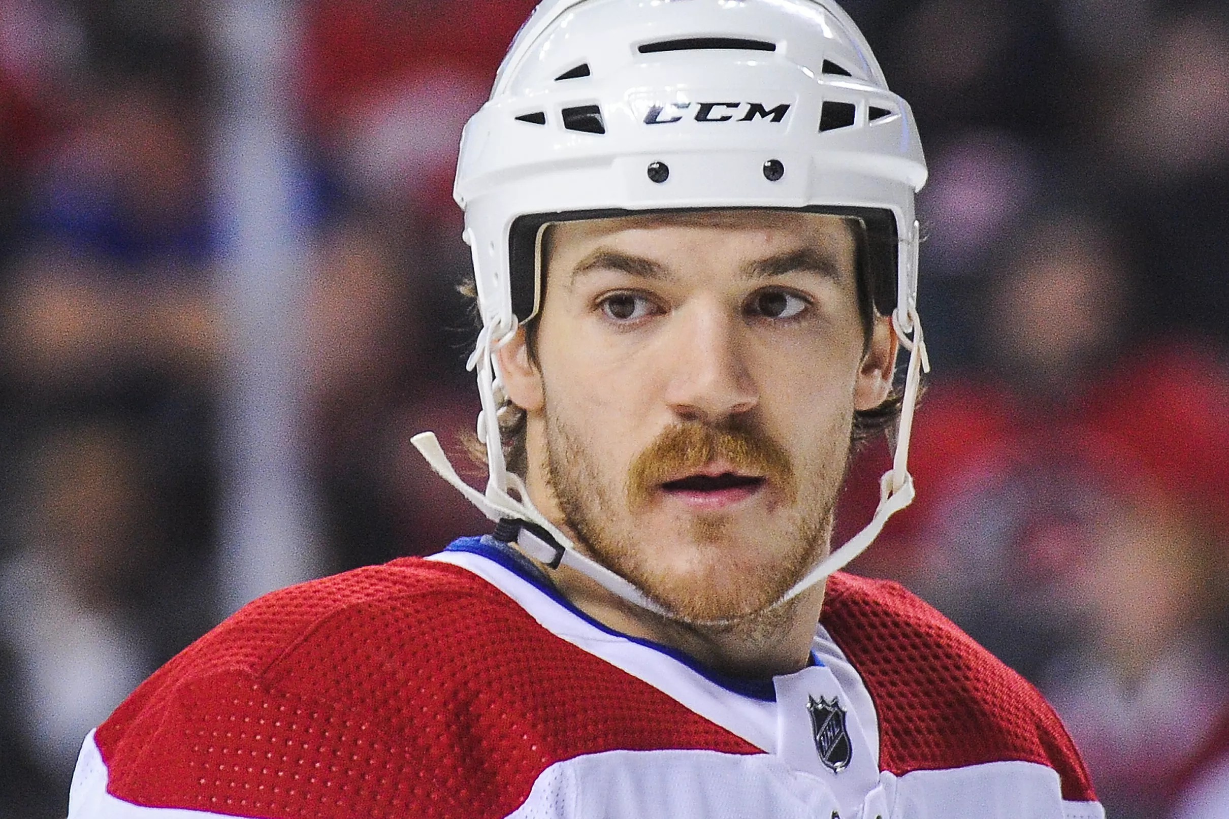 [Highlight] Andrew Shaw scores the 100th goal of his career