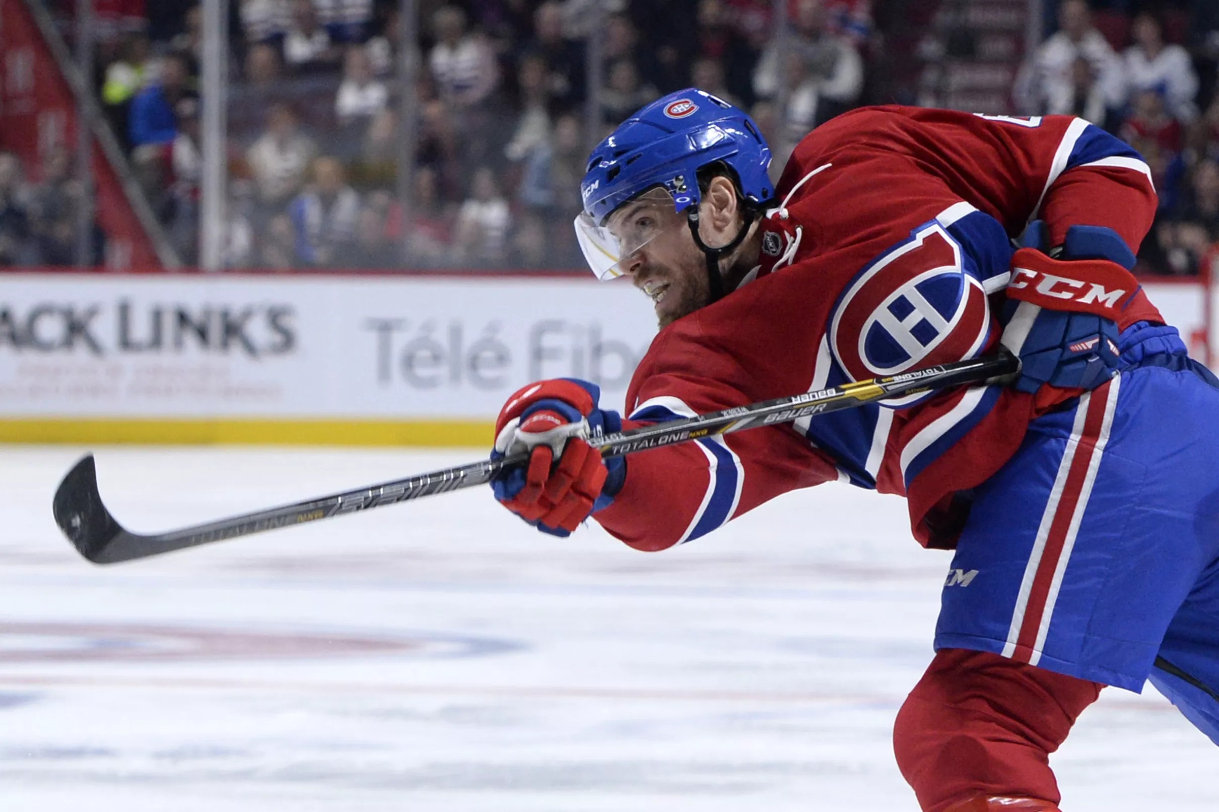 [Highlight] Shea Weber fires a slapshot right off the faceoff win to ...