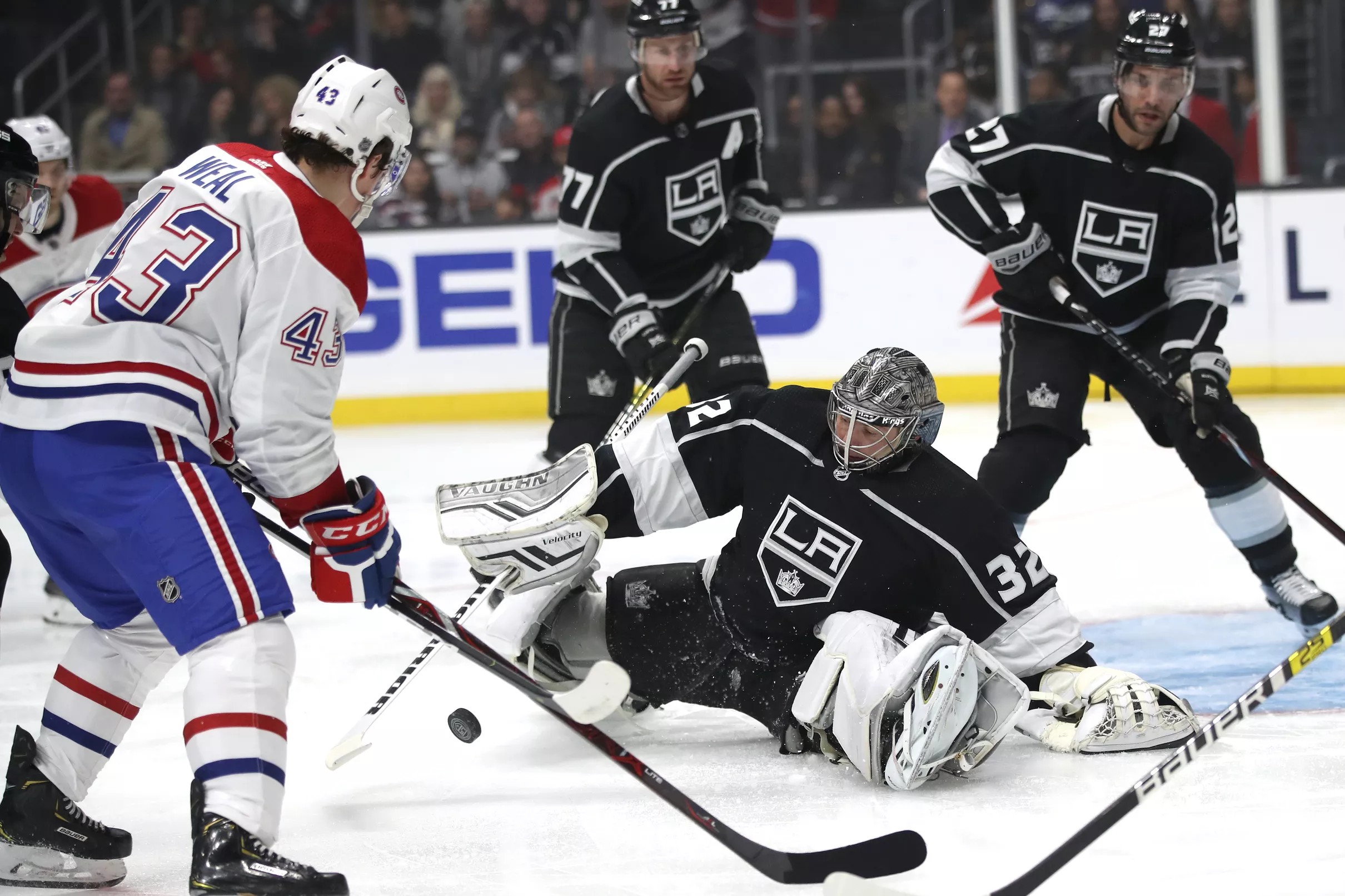 [Highlight] Jordan Weal scores his first goal with the Canadiens