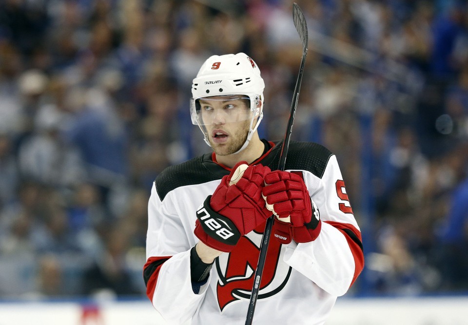 Devils' Taylor Hall played through torn ligaments in hand during season