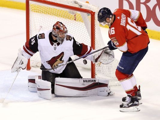 Arizona Coyotes blow late two-goal lead, lose to Florida Panthers