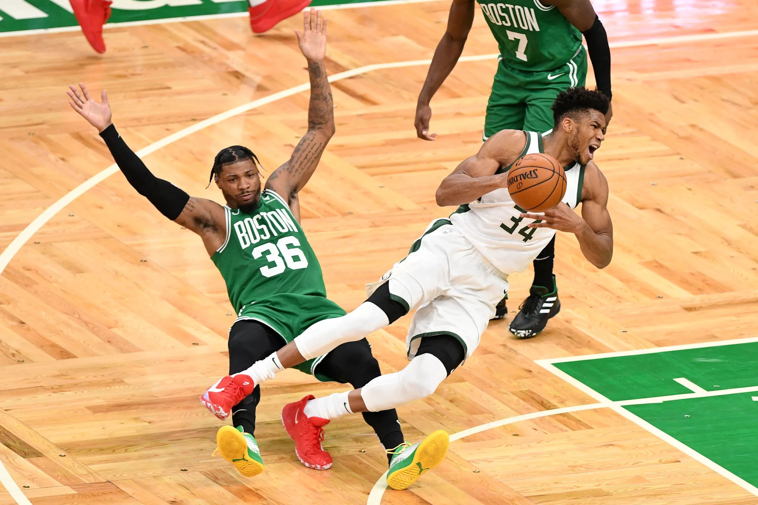 Milwaukee vs. Boston: Bucks Drop Opener in Beantown