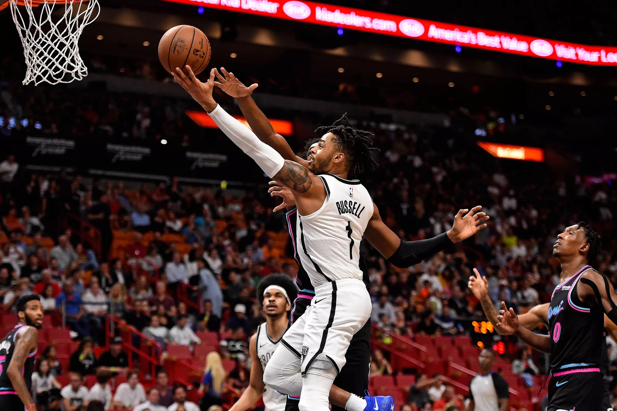 D’Angelo Russell leads Nets in win over Heat, 104-92