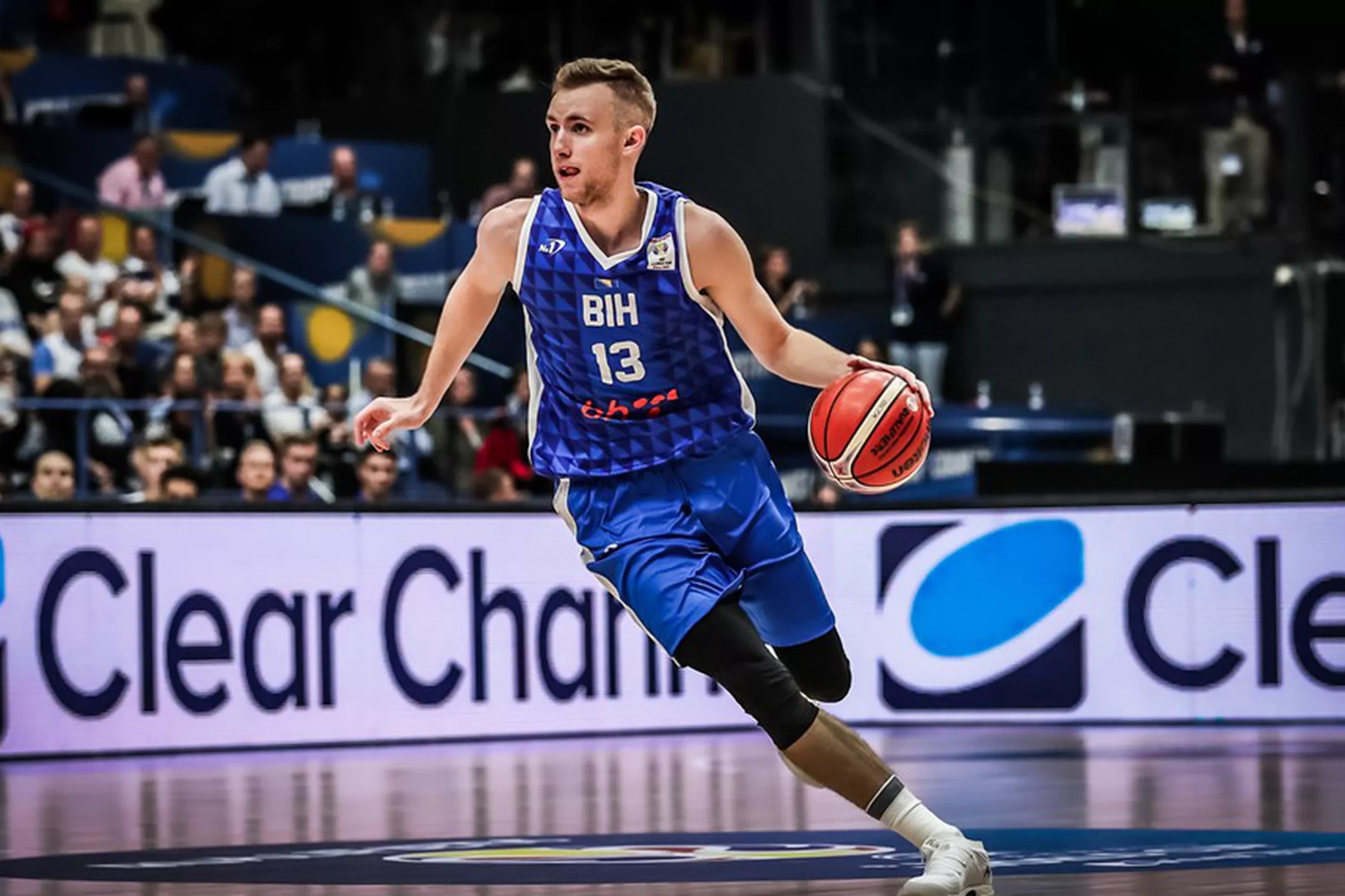 Dzanan Musa, playing the point, scores 15, hands out nine assists but ...