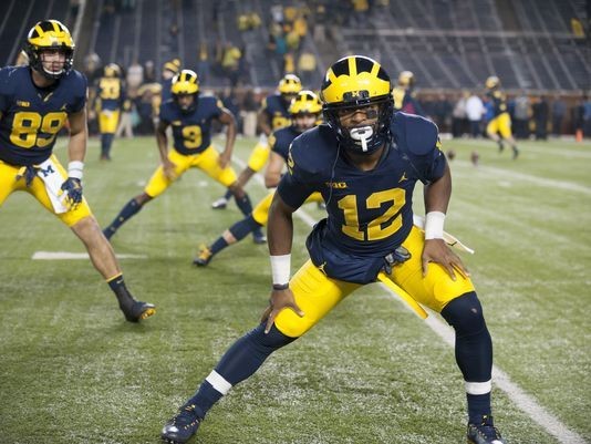 Live updates: Michigan offense shows life early