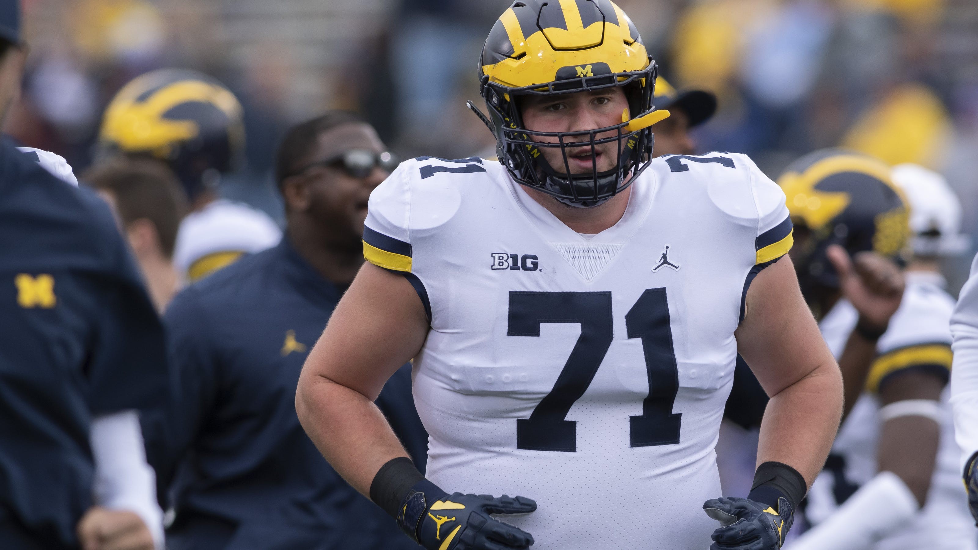 After 'big growing year,' Andrew Stueber adjusts to move inside on ...