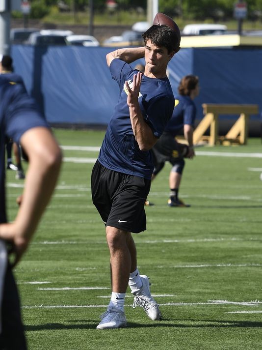 Schools chase McCaffrey but he’s ‘100-percent Michigan’