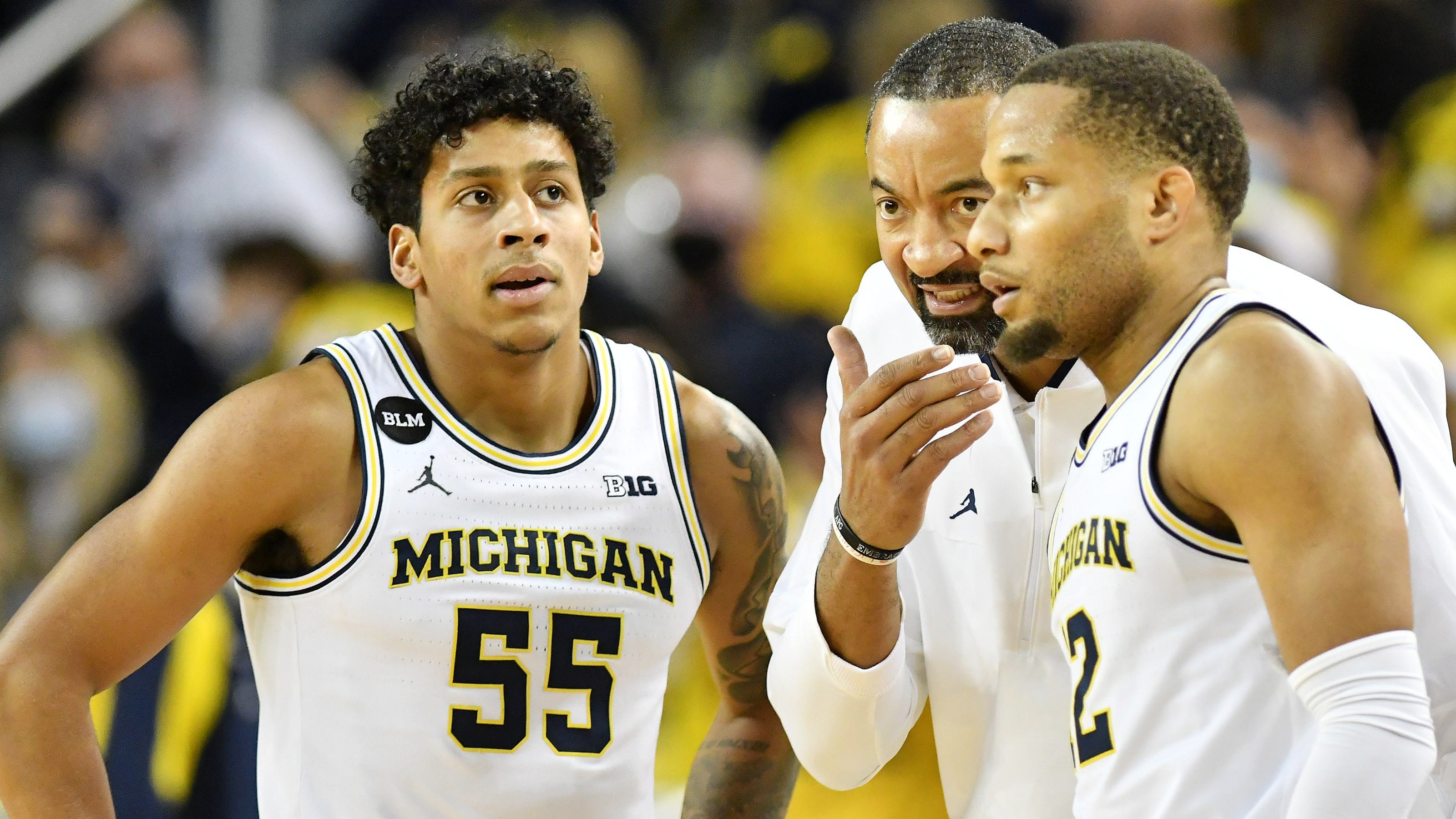 RB O’Maury Samuels charged with domestic violence, kicked off Michigan ...