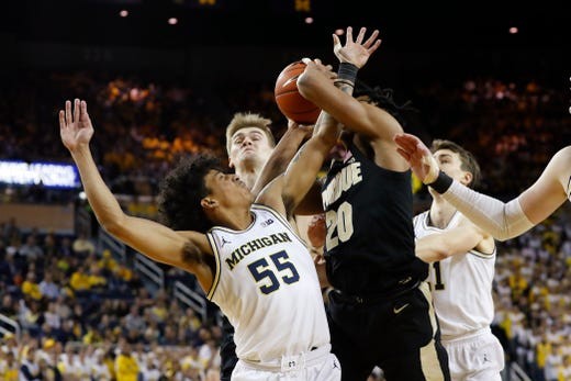 Zavier Simpson rises to occasion, Michigan pulls out clutch win over ...