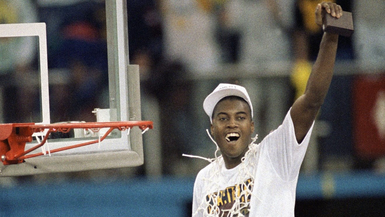 Austin Davis poised to shoulder larger load for Michigan basketball