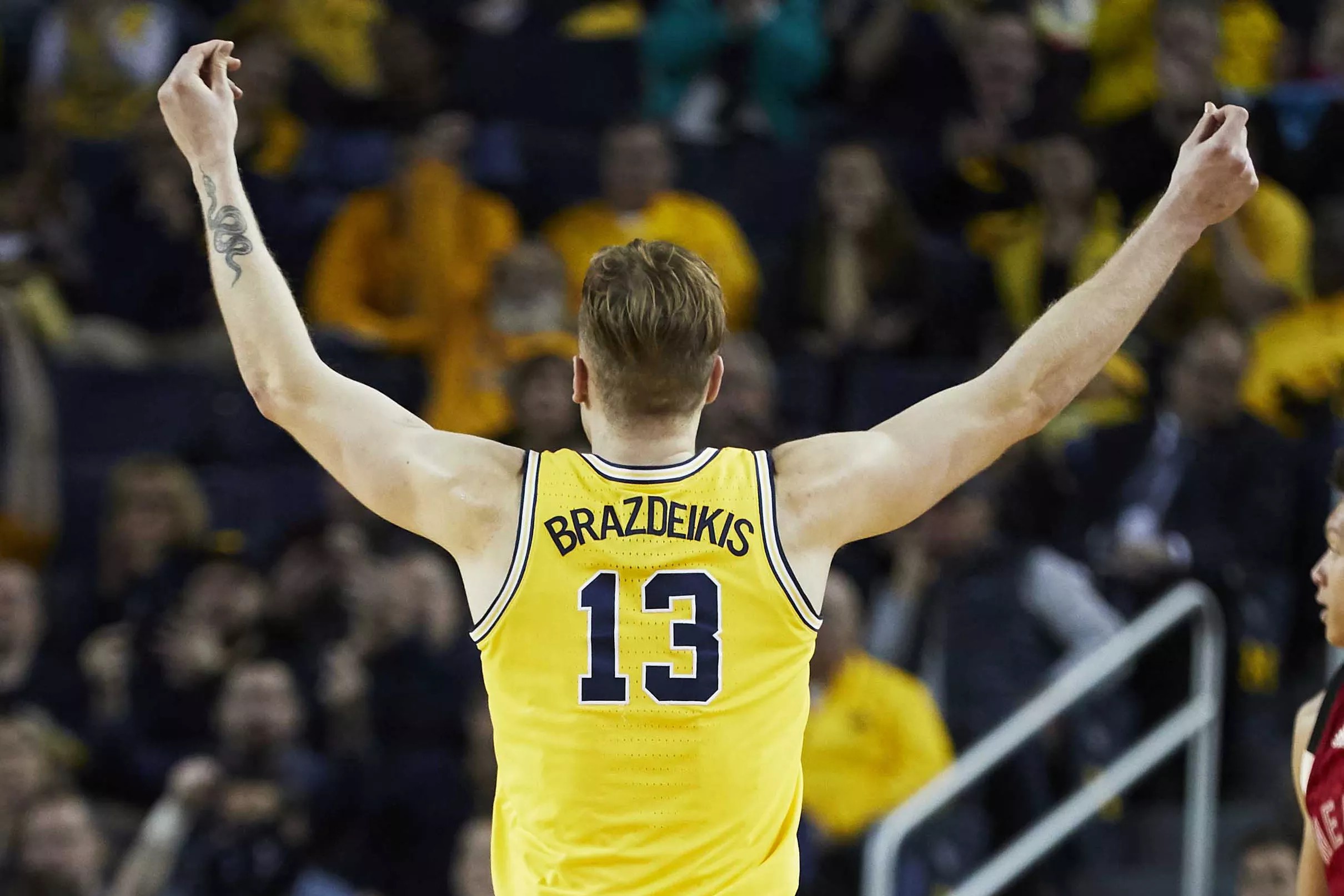 Zavier Simpson, Ignas Brazdeikis earn Big Ten honors