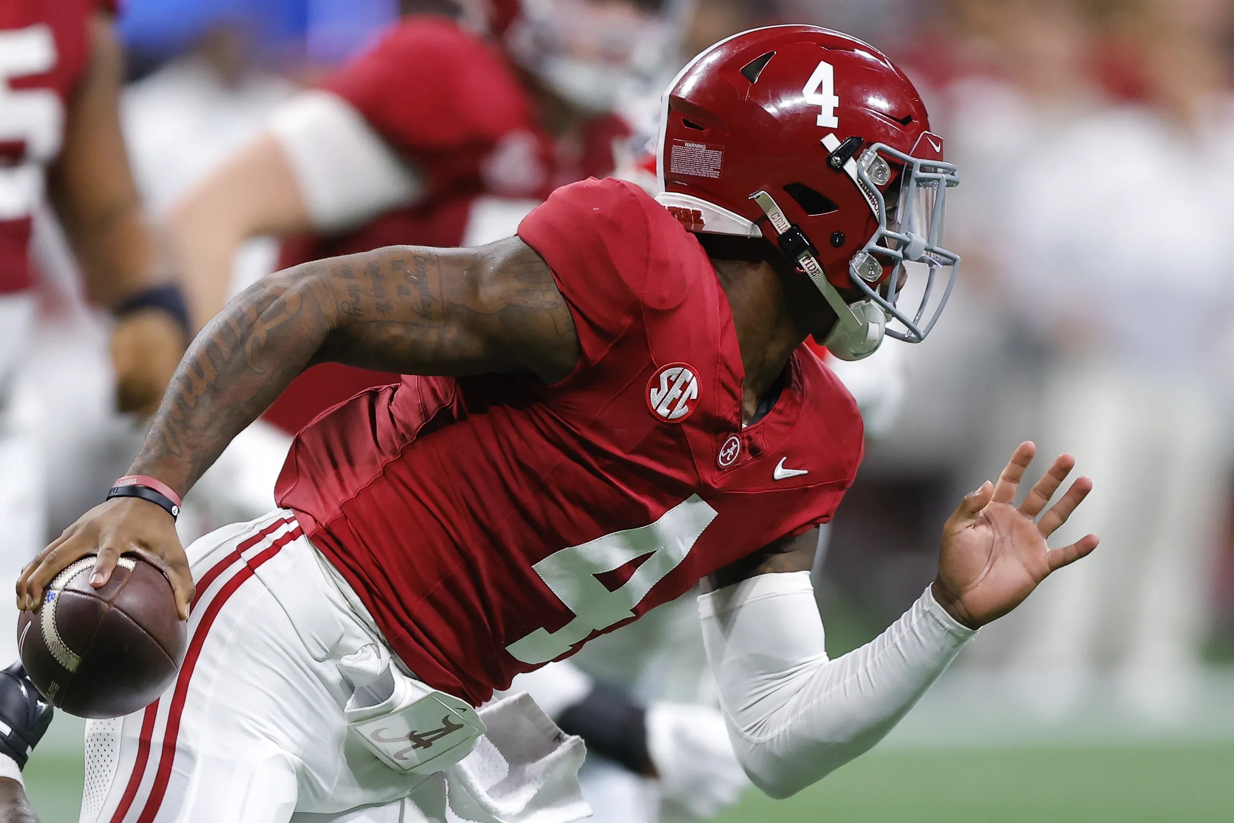 Film Study: Breaking down the dynamic mobility of Jalen Milroe and how ...