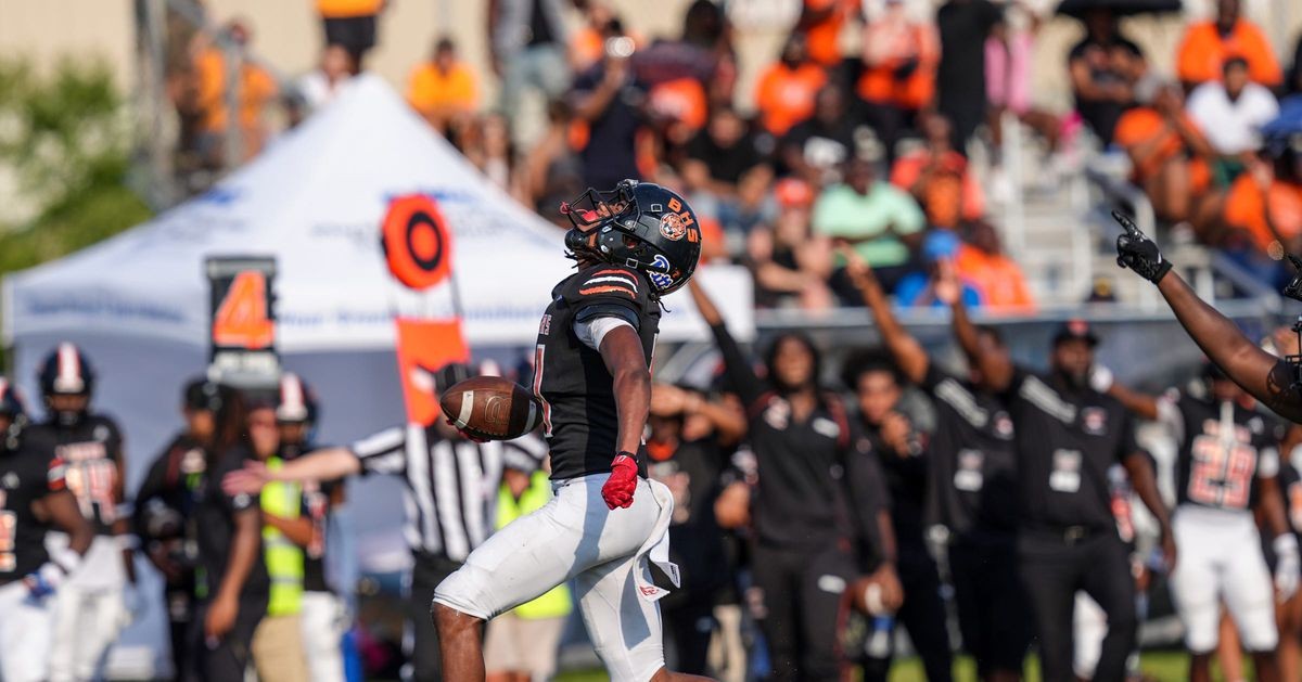 2025 in-state four-star DB Elijah Dotson flips to Michigan from Pitt