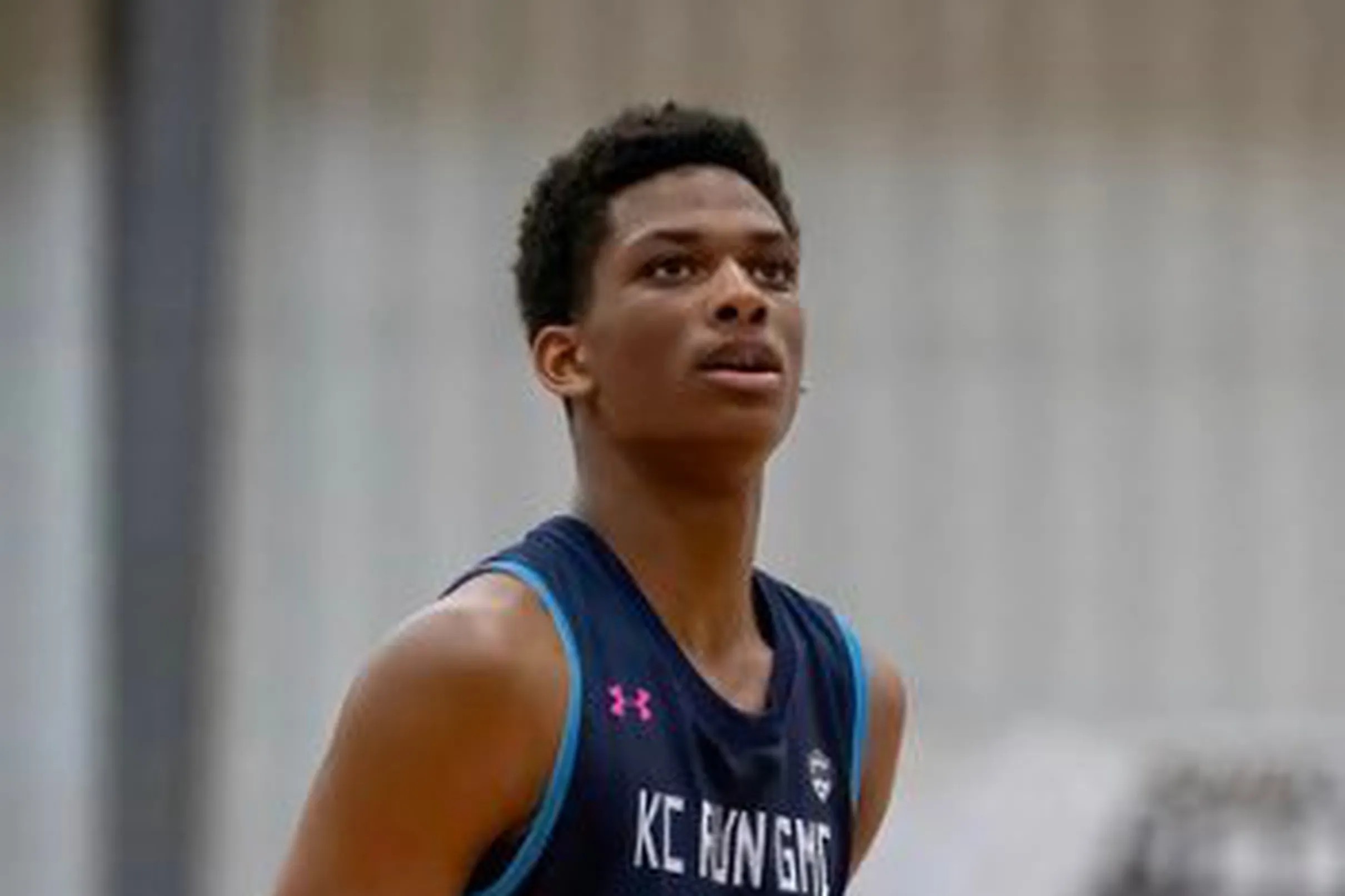 Michigan offers 2023 four-star PF Carey Booth