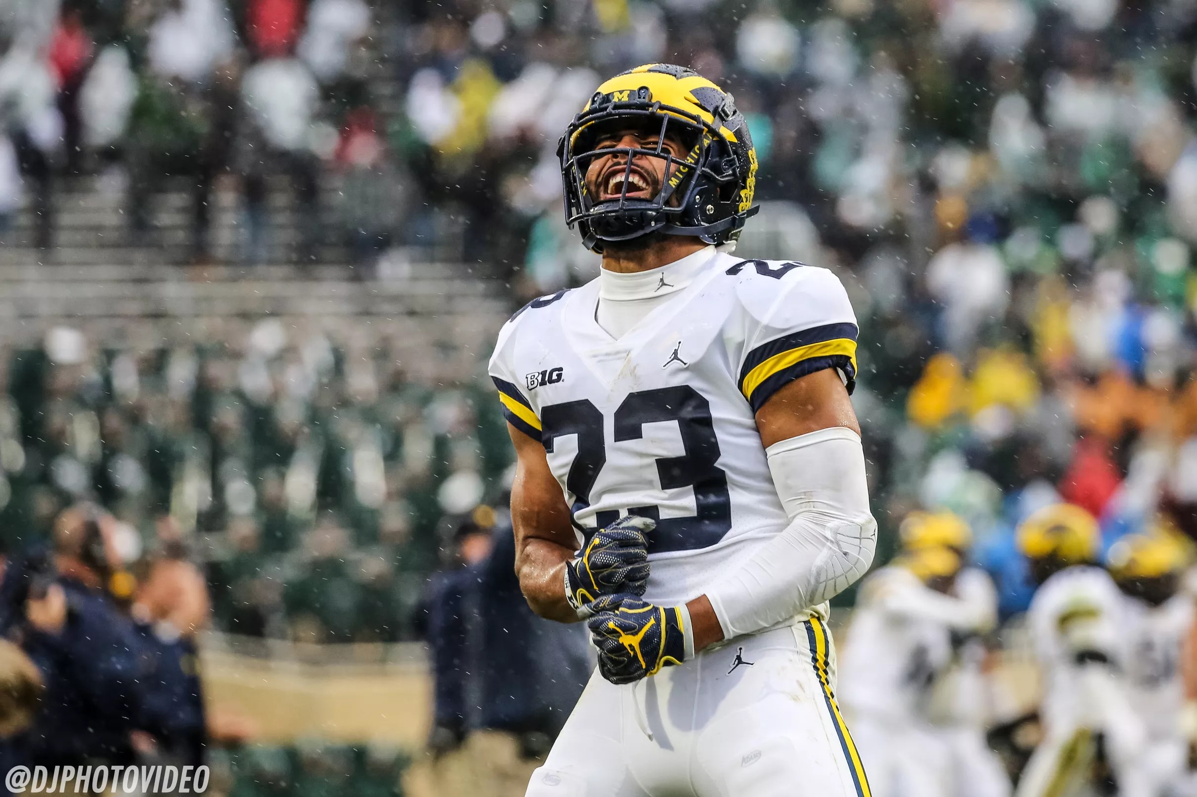 Photo Gallery: Michigan 21, Michigan State 7