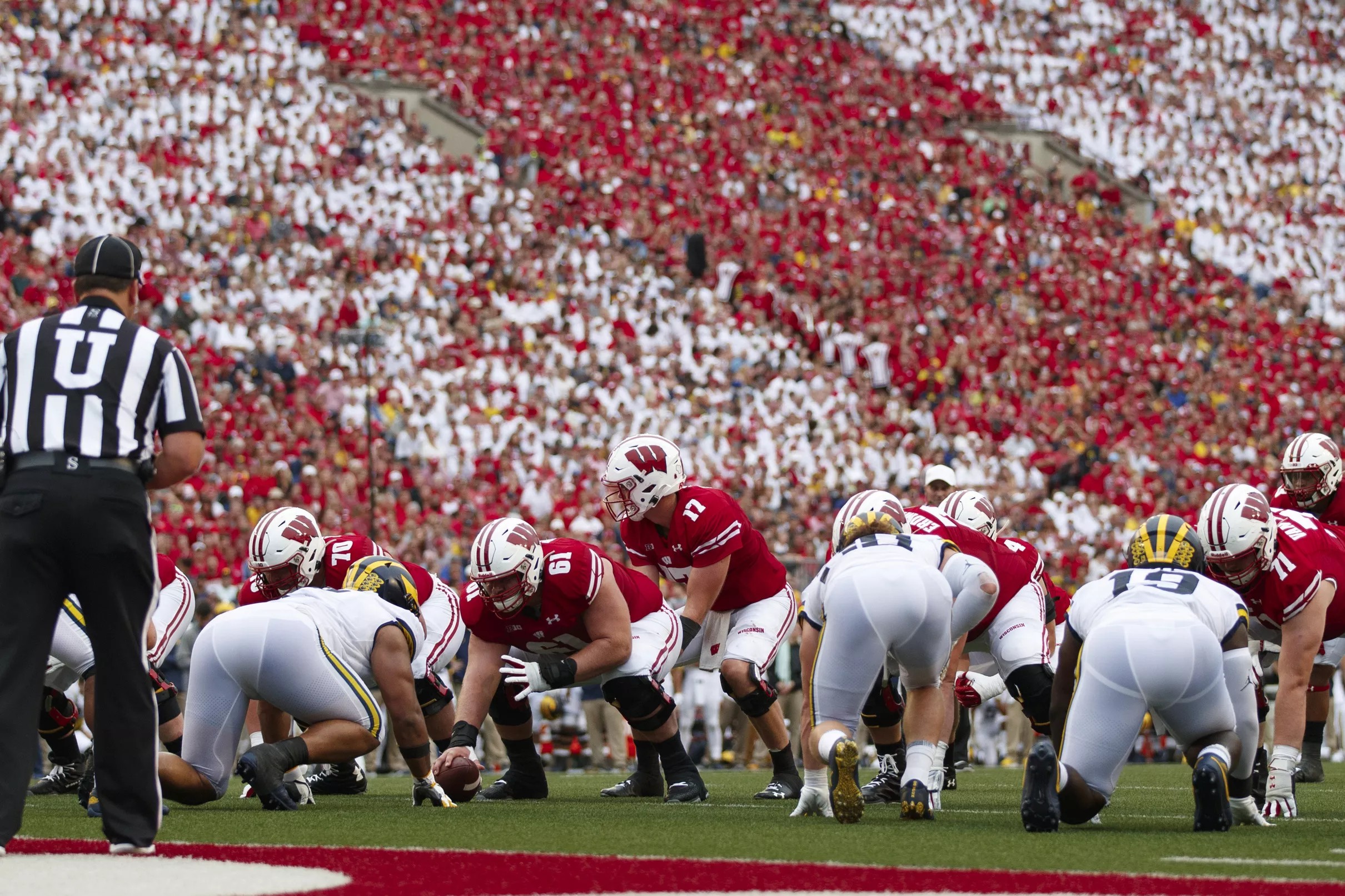 Michigan slides in polls again after setback at Wisconsin