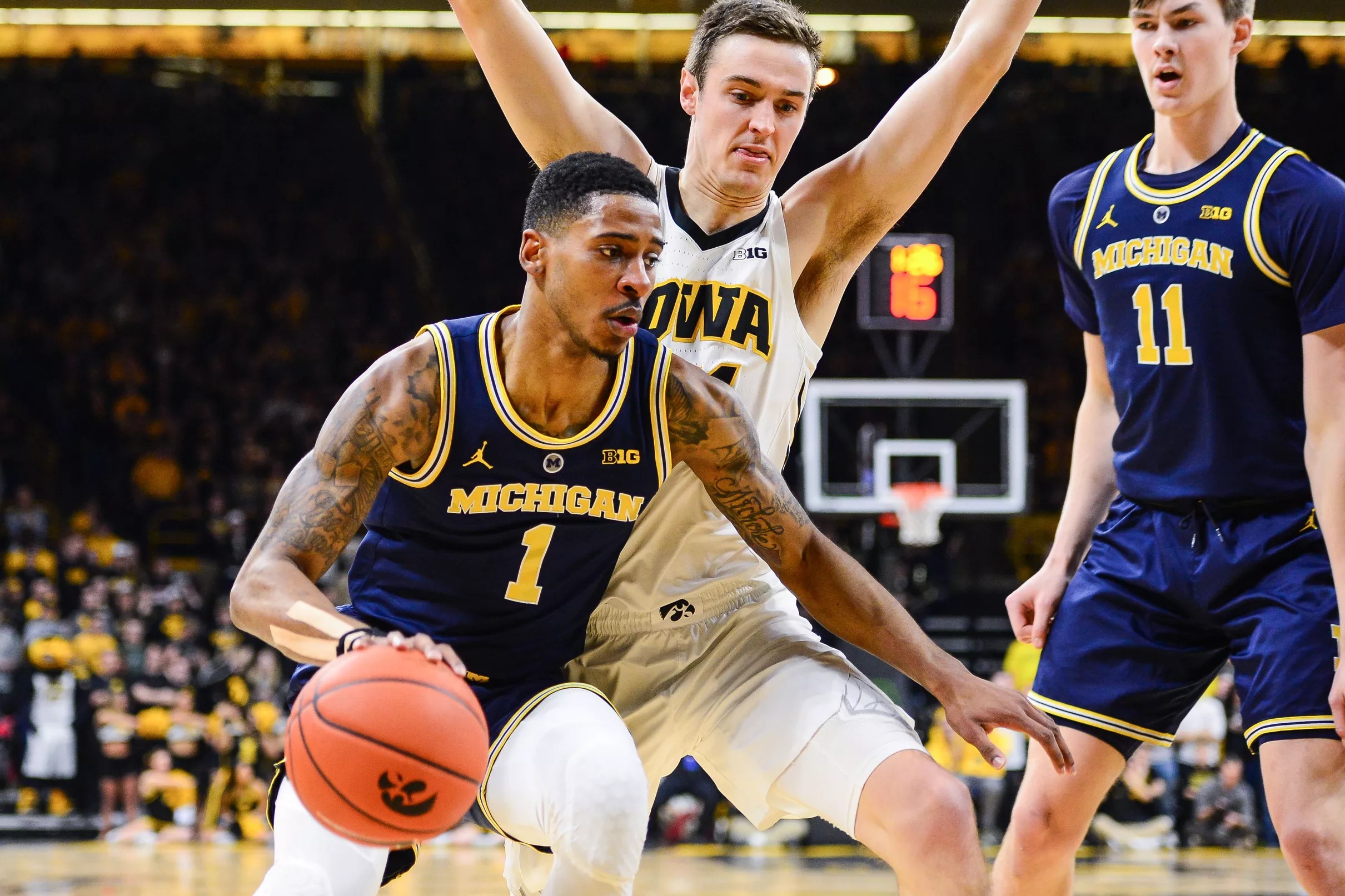 Charles Matthews is officially leaving Michigan for NBA career
