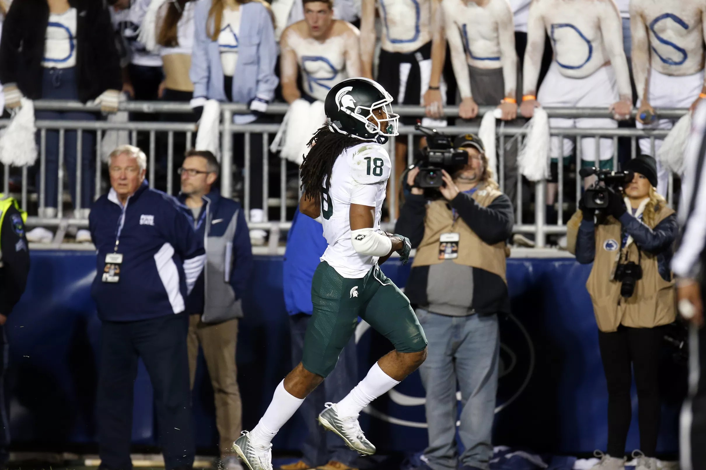 Matchup to watch: Michigan’s Legion of Blue vs Felton Davis III