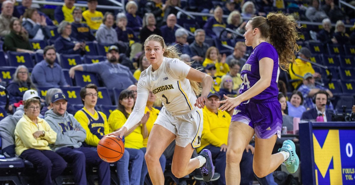 How four freshmen are shaping the present and future of Michigan Women ...