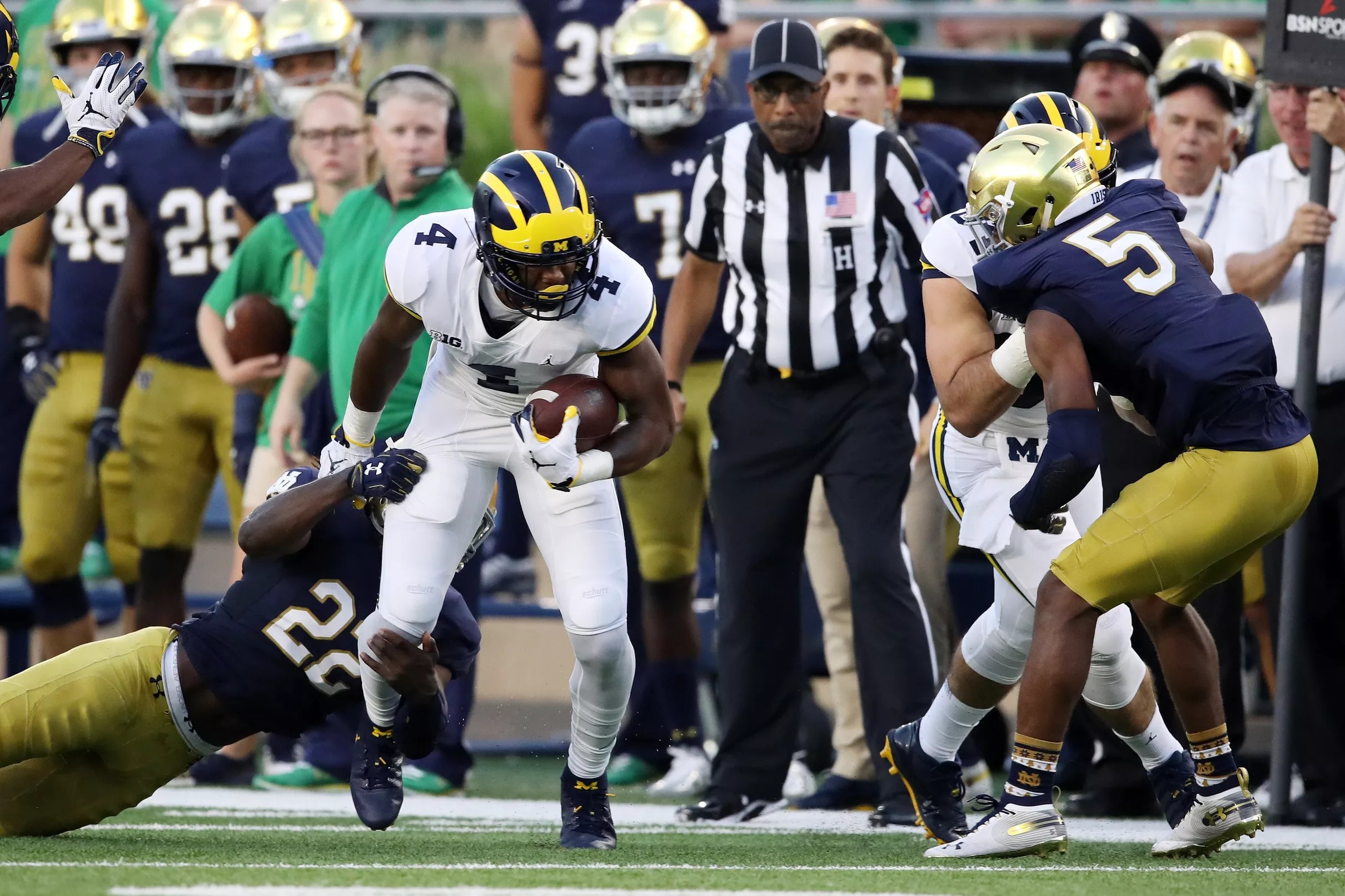 WATCH: A Michigan WR scores first touchdown in 364 days