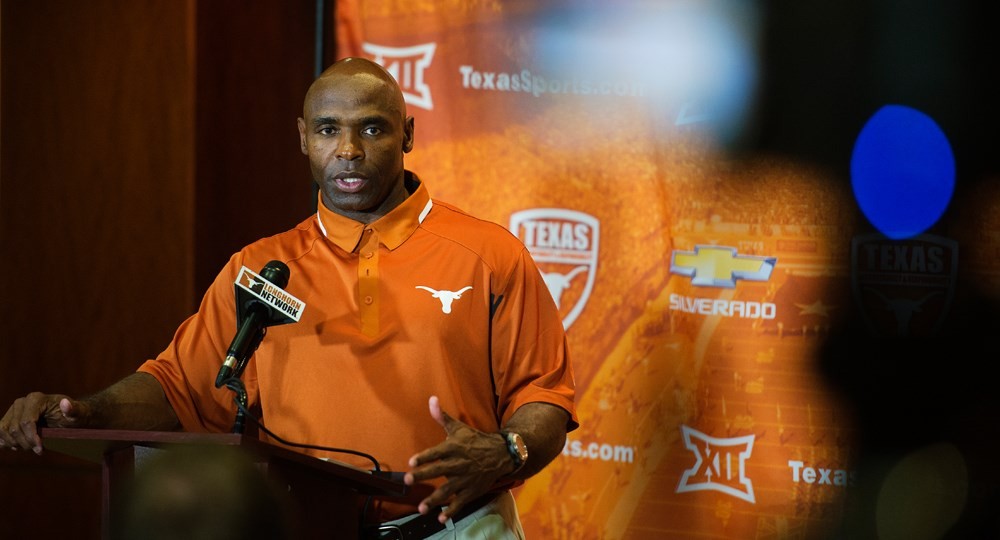 WATCH: Charlie Strong Monday press conference [Sept. 7, 2015]