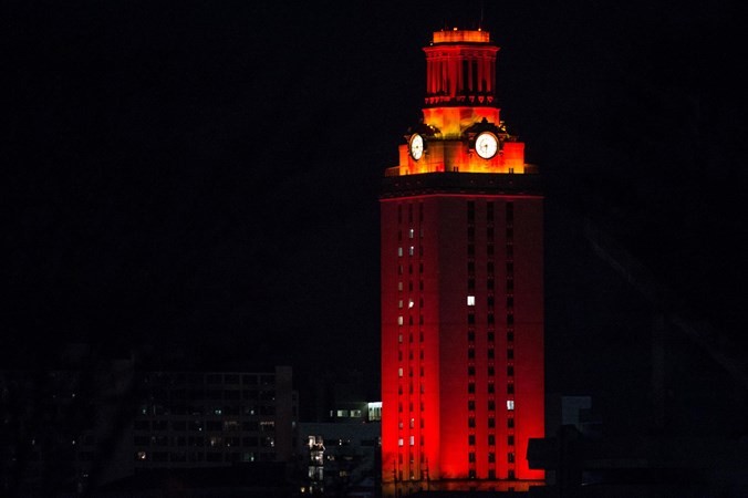 Women’s Track and Field to be honored Monday night with UT Tower lighting