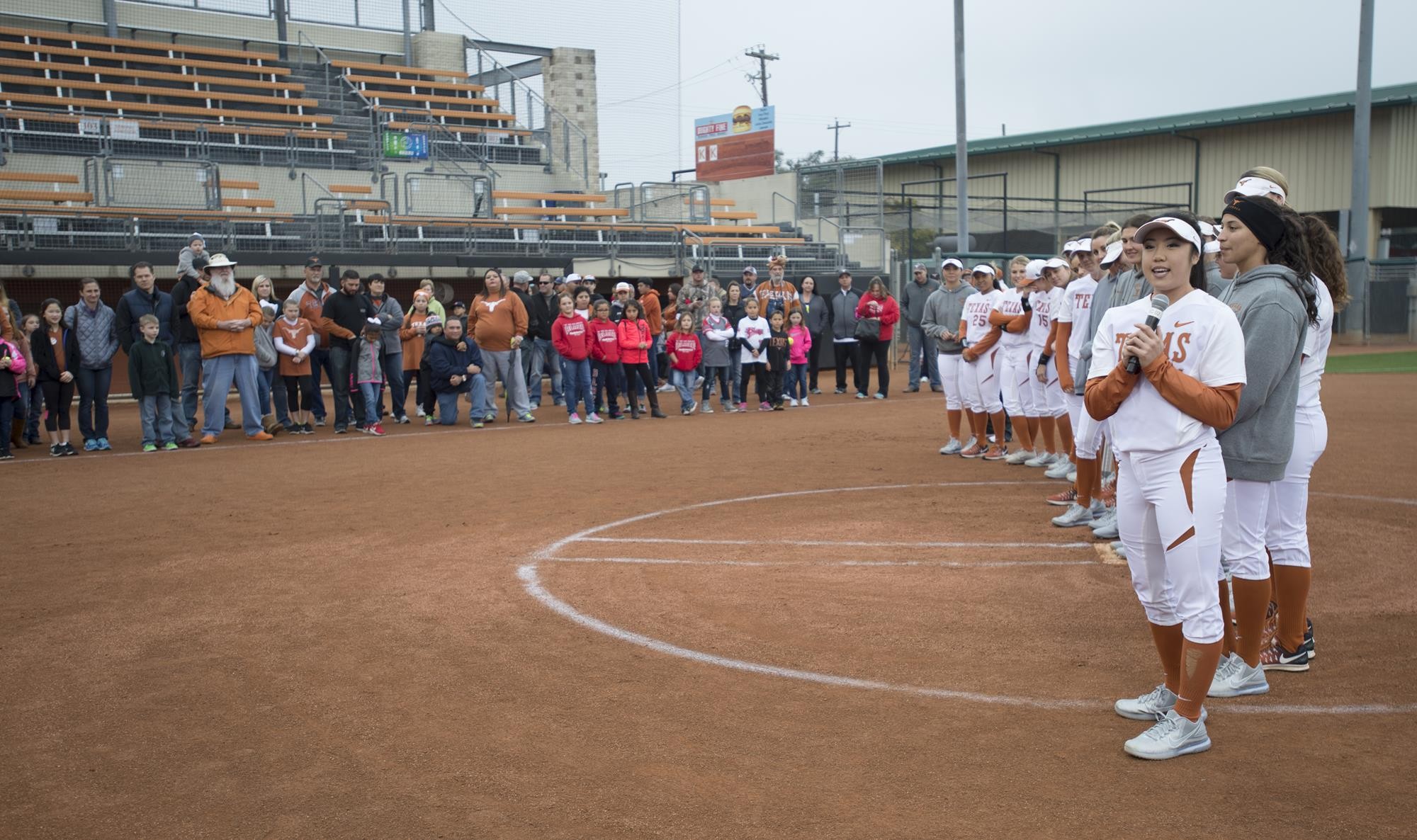 Softball to host Fan Appreciation Day on Saturday, March 3