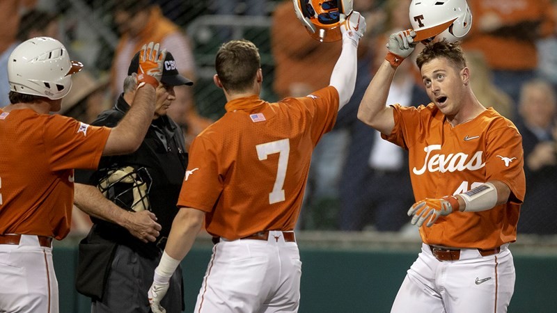 No. 12 Texas Baseball comes up short against No. 9 Texas A&M