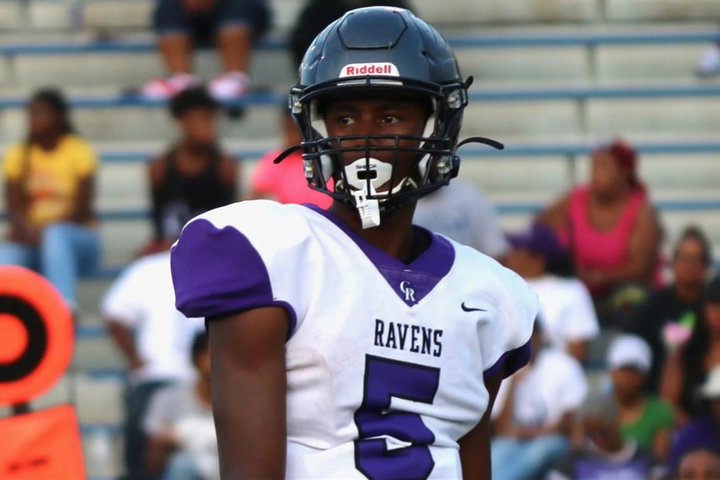 Texas offers Ole Miss WR commit Adonai Mitchell