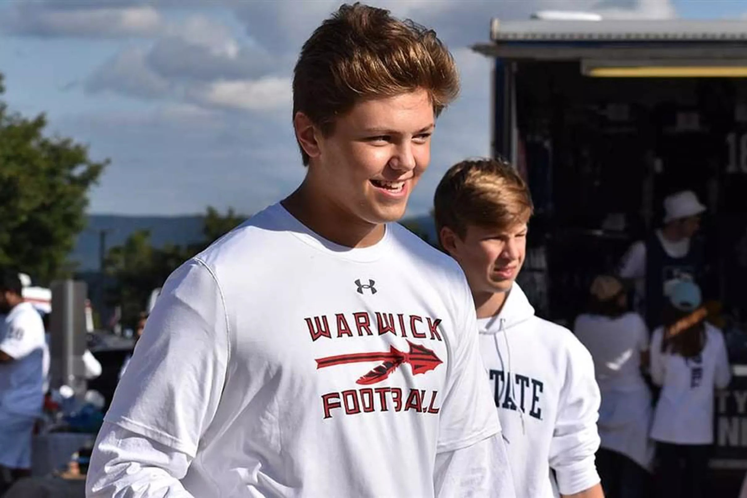 Texas offers 2021 OT Nolan Rucci