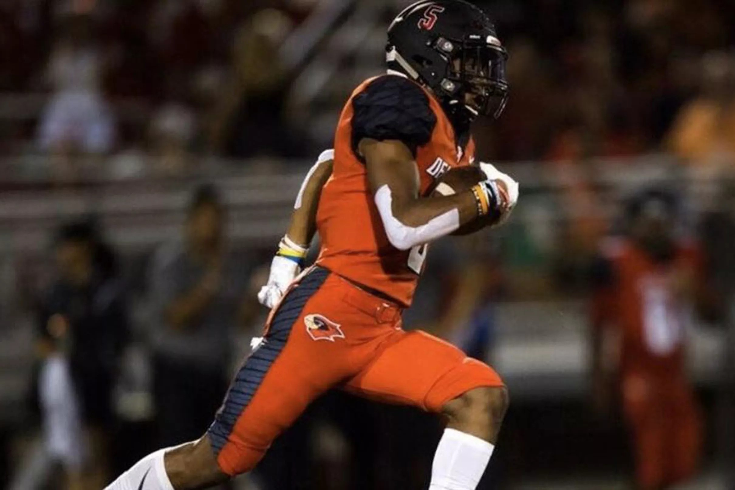 5-star WR Caleb Burton reveals top 12 schools