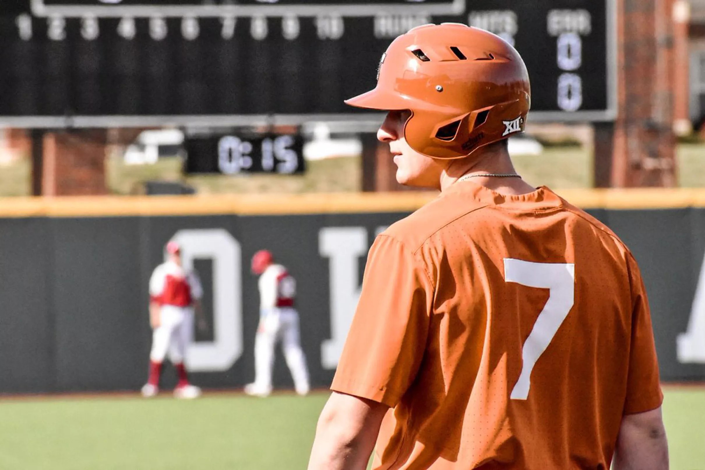 The bats came alive late in the game to lift the Longhorns past the ...