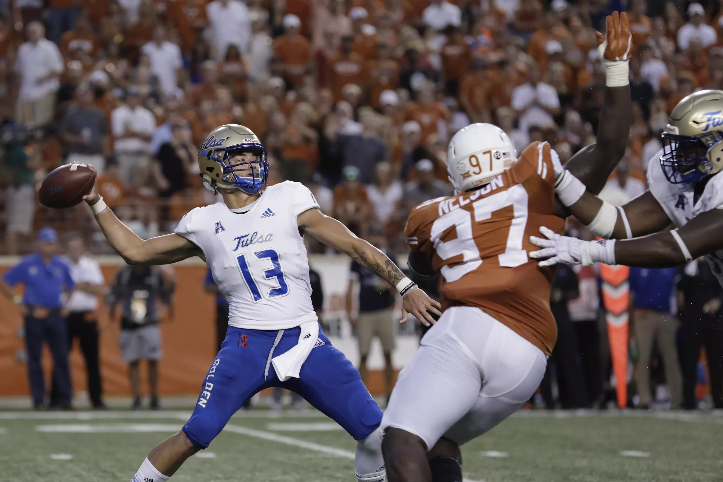 Texas QB Sam Ehlinger, C Zach Shackelford cleared to return to practice