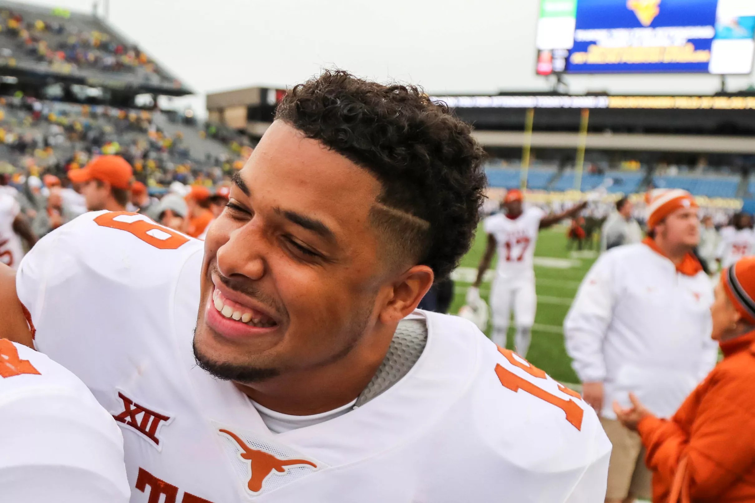 Texas S Brandon Jones undergoing evaluation for injury