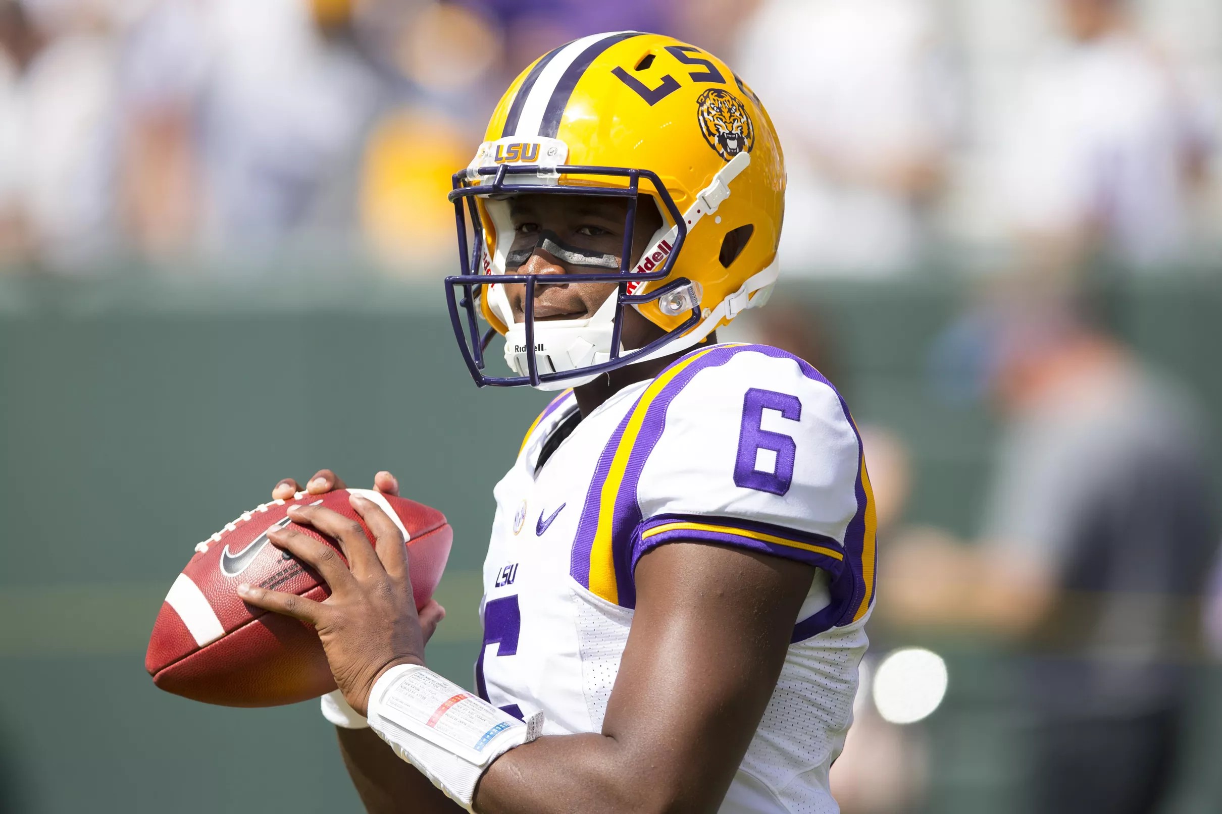 Texas adds former LSU QB Brandon Harris to support staff