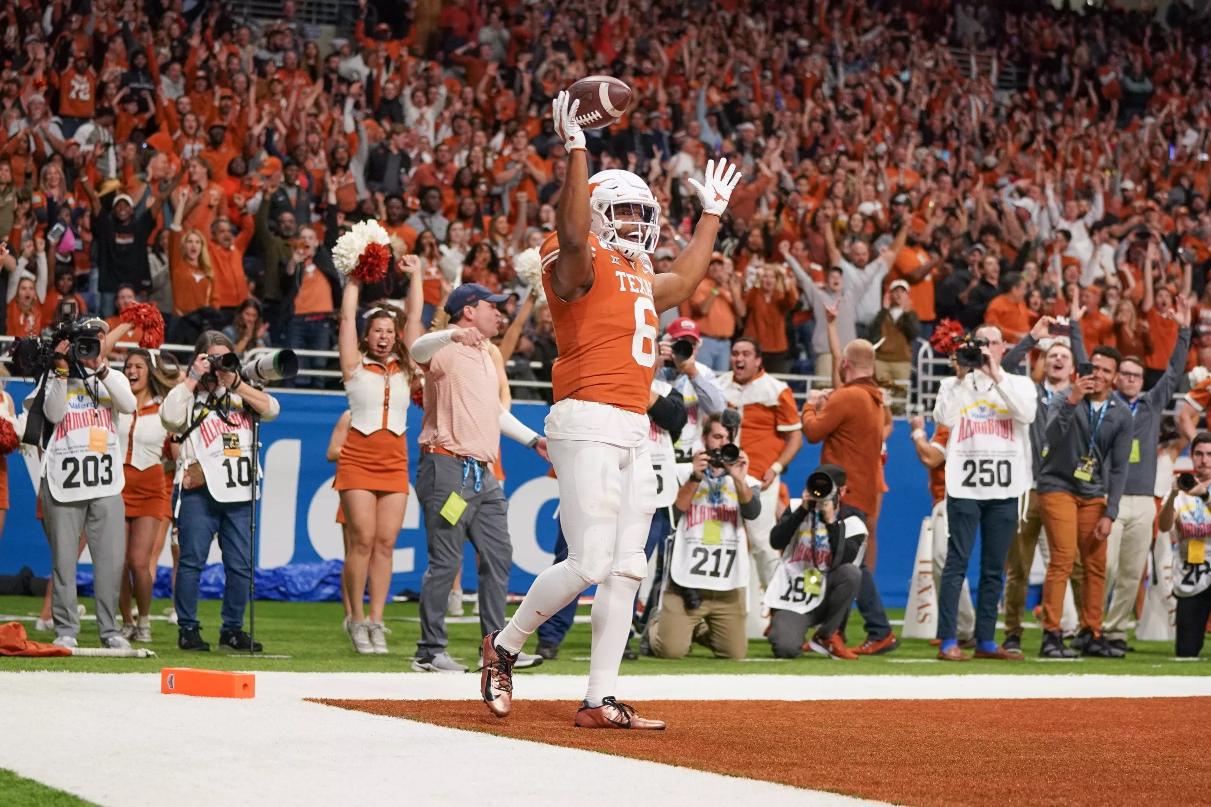 Takeaways from Texas’ 38-10 Alamo Bowl win over Utah