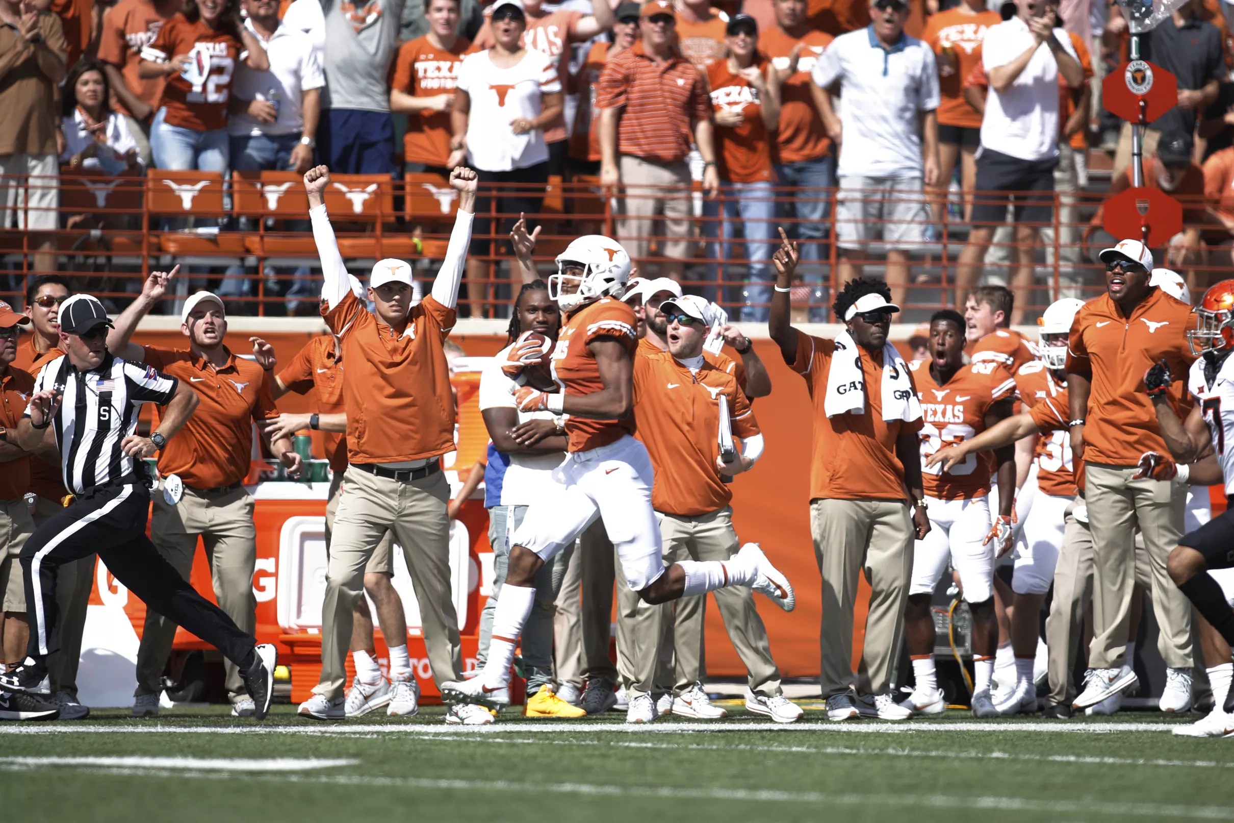 Texas WR John Burt named the 15th-fastest player in CFB
