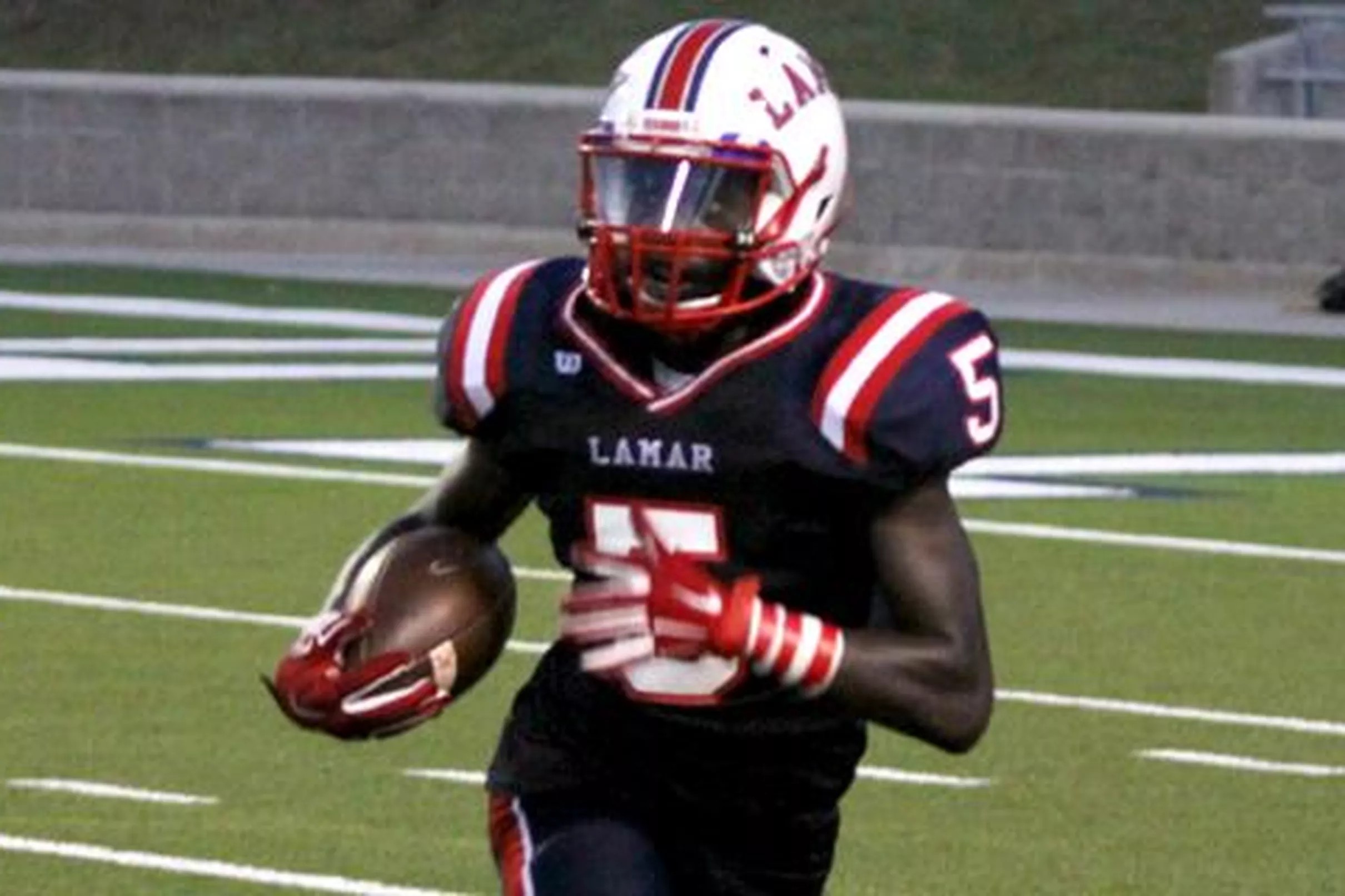 D’shawn Jamison still working at CB in addition to WR