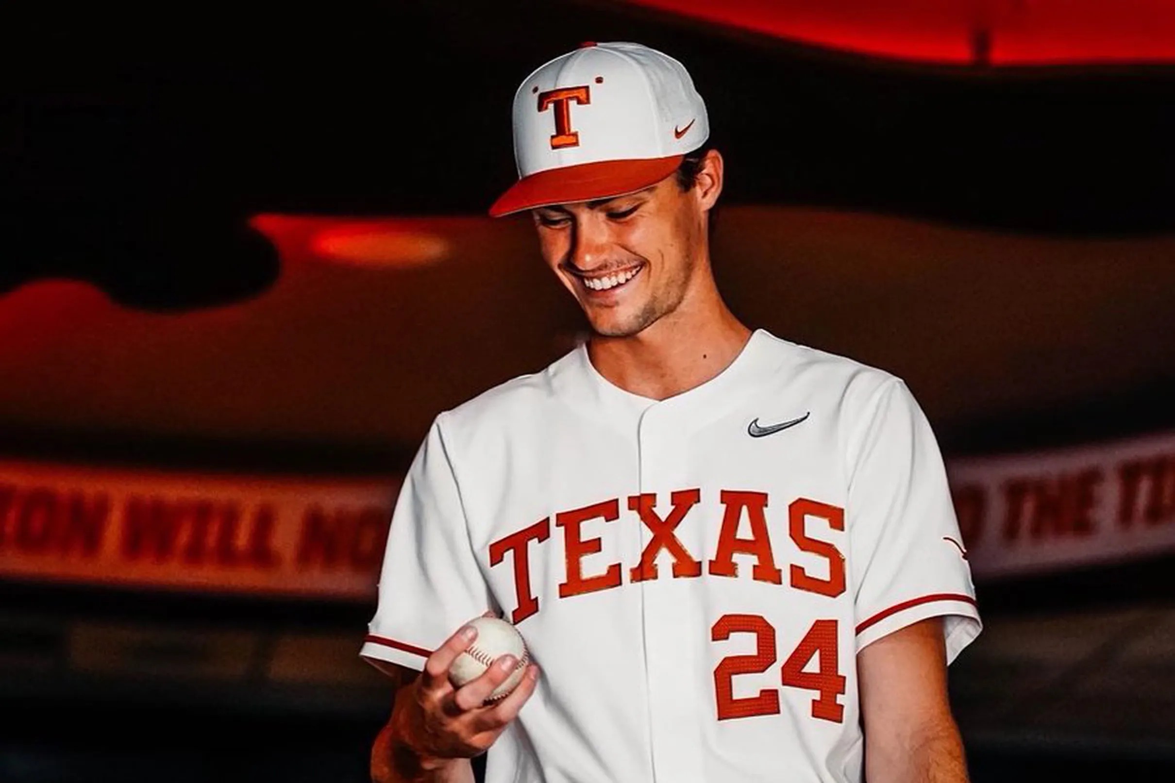USC transfer RHP Charlie Hurley commits to Texas