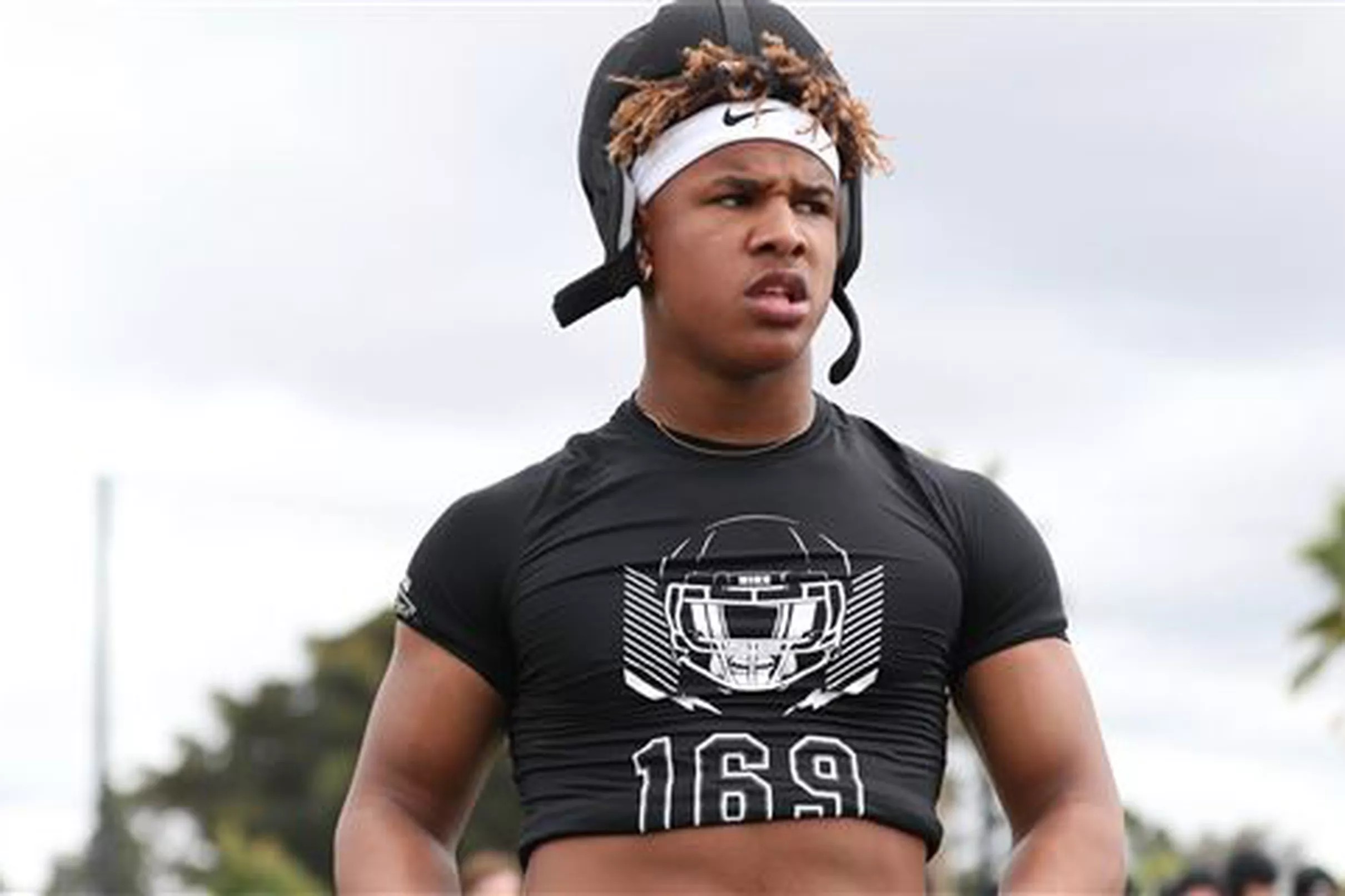 Texas offers elite 2020 California OLB Justin Flowe
