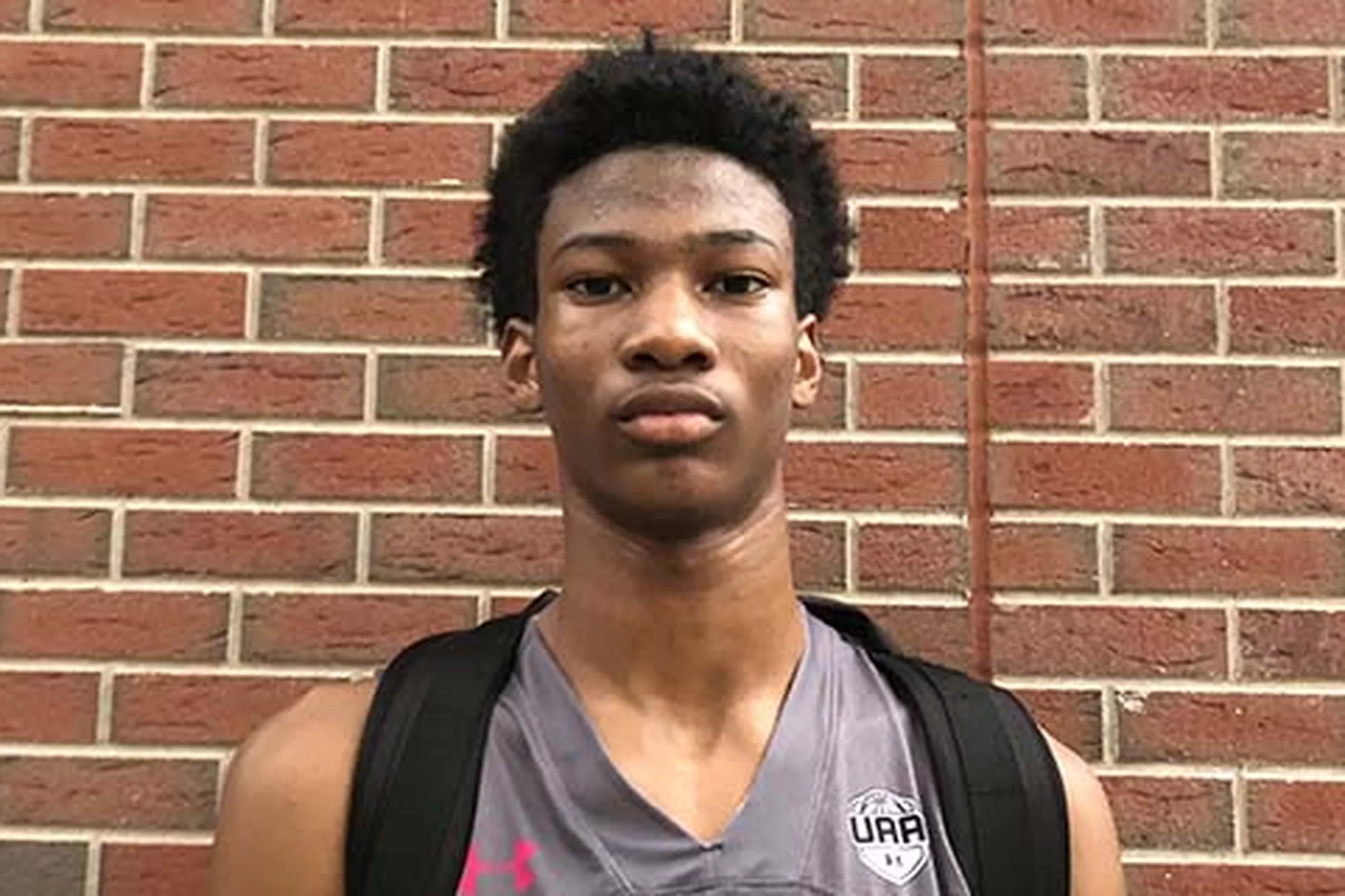 4-star C Kai Jones commits to Texas over Baylor, Florida State