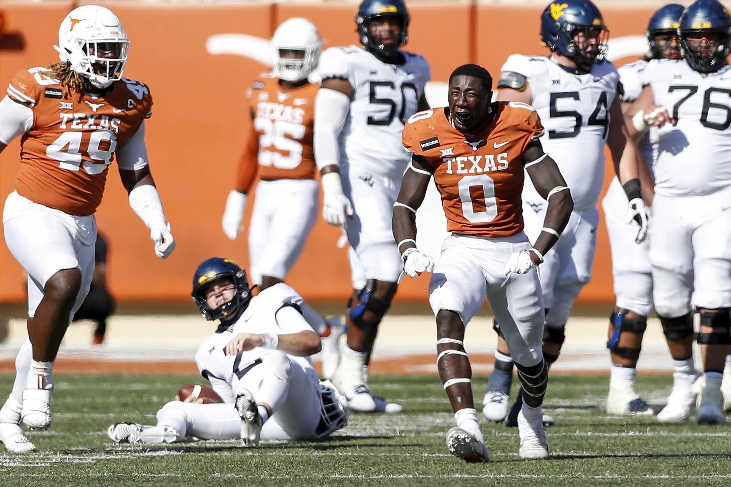 Inside the Numbers: Texas’ run defense continues to shine