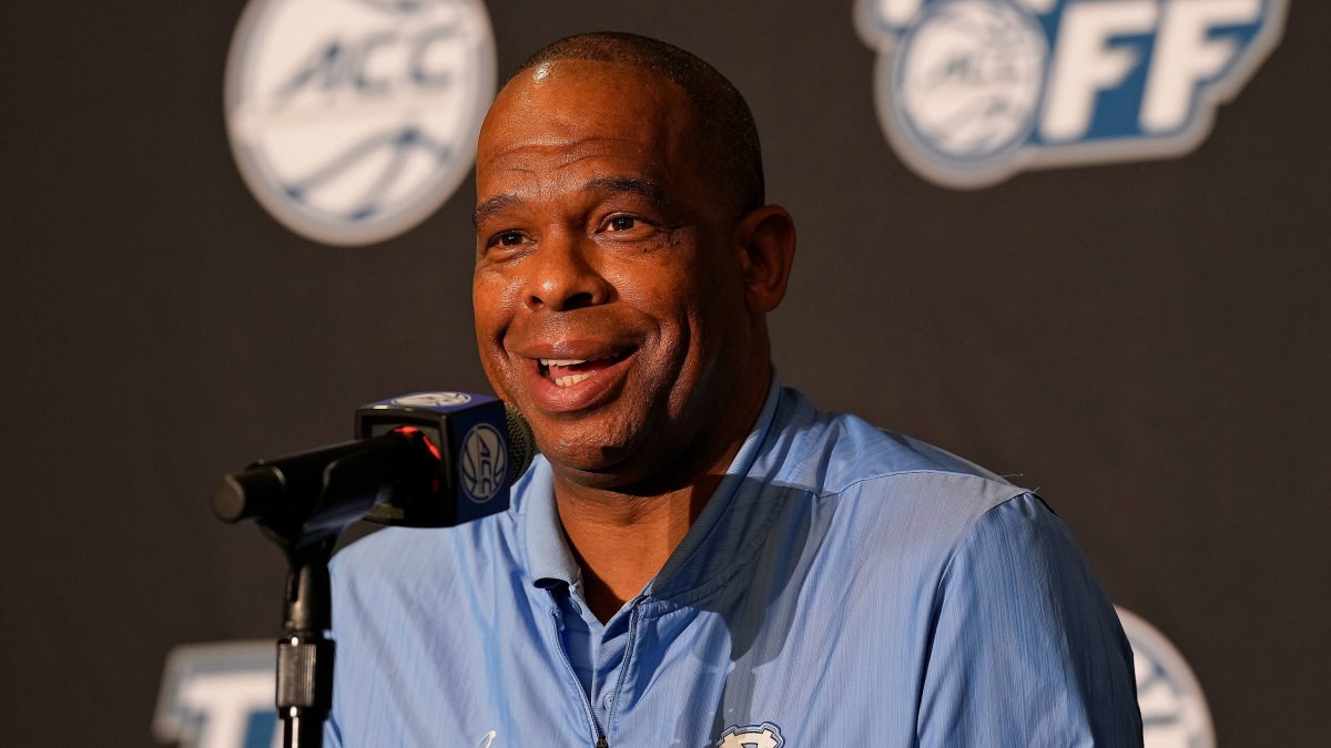 Hubert Davis Discusses Upcoming Season, Being UNC's First Black Coach ...