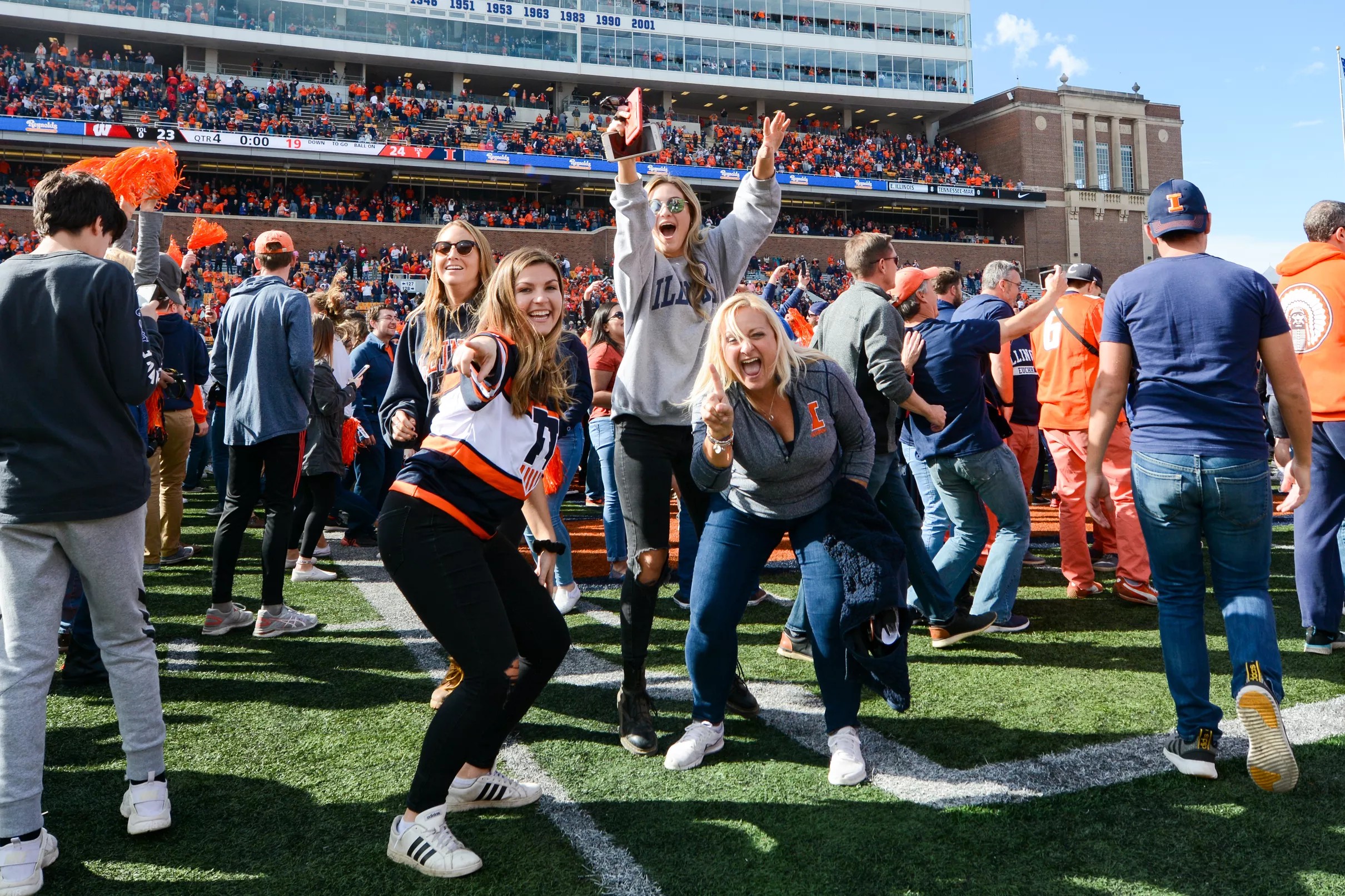 Week 8 Cobs: Bad Refs and Huge Upsets